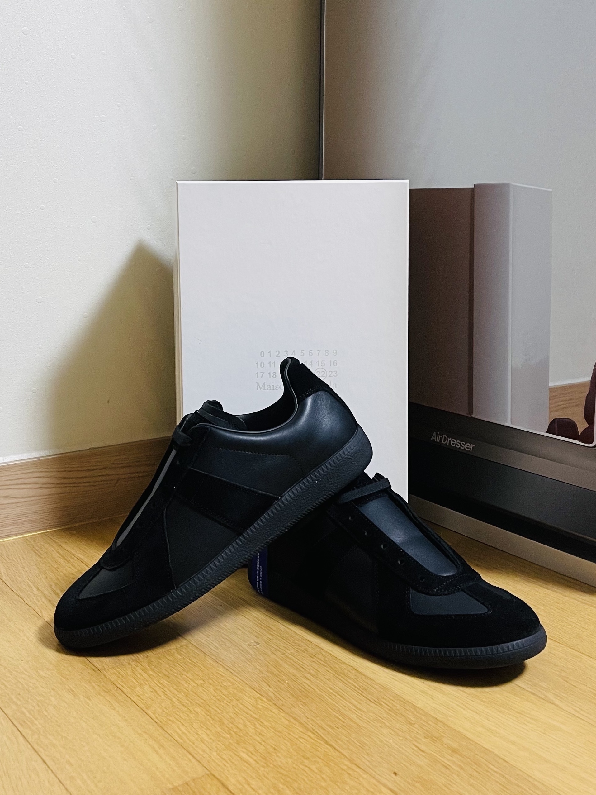 FW에는 얼죽블. | KREAM