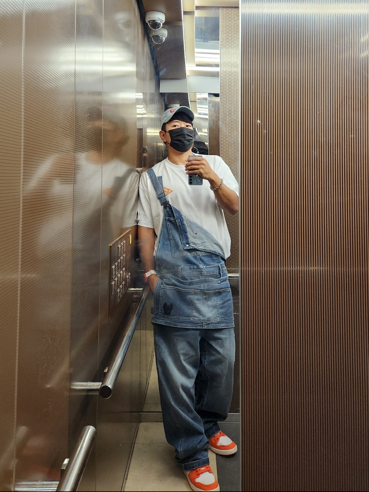 여름다음 겨울 | KREAM