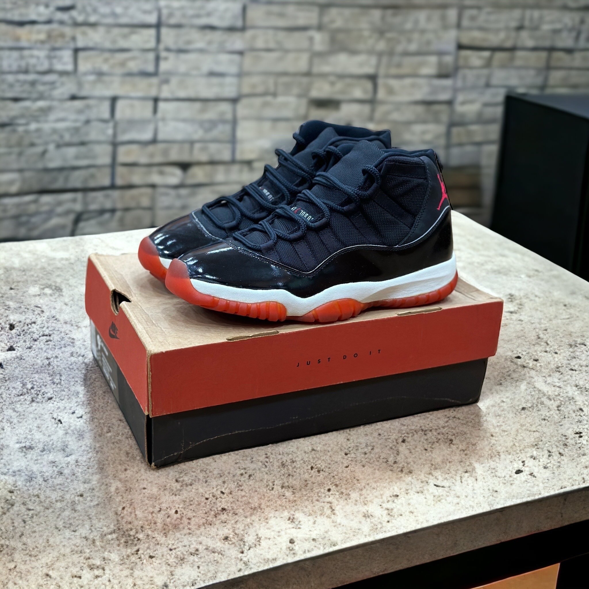 에어 조던 11 브레드 1996 OG | KREAM