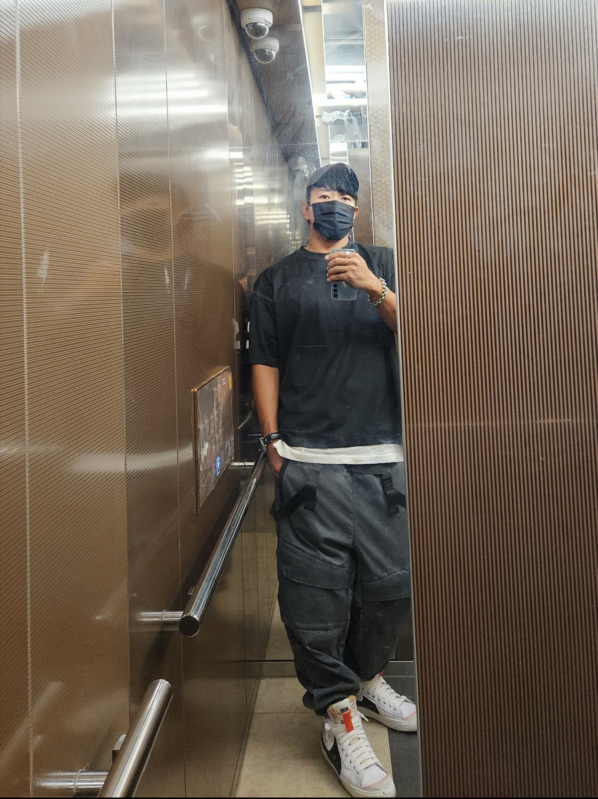 다다익선 (@joramfe) 님의 게시물 | KREAM