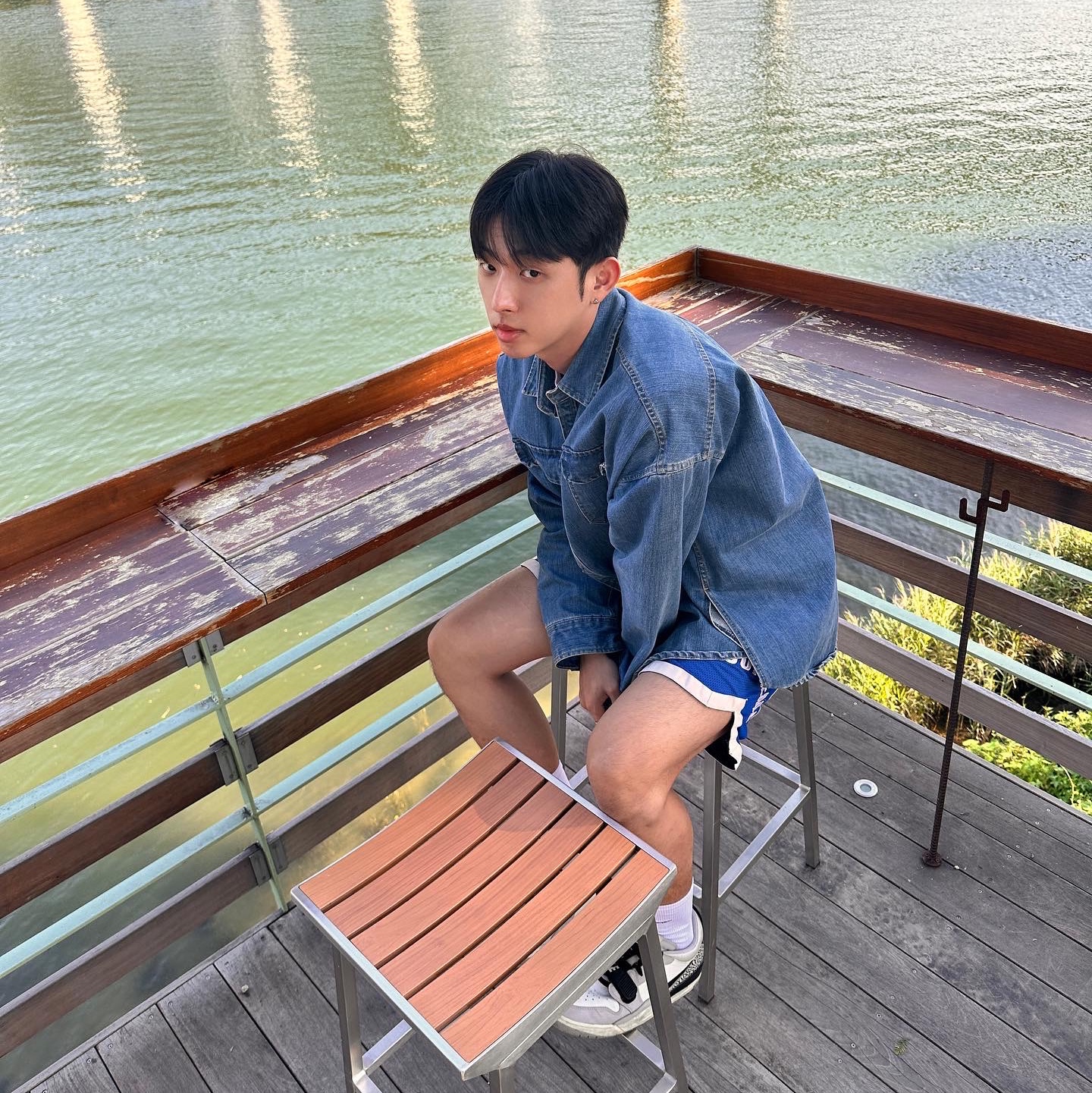 이신발 크림엔 없네.. | KREAM