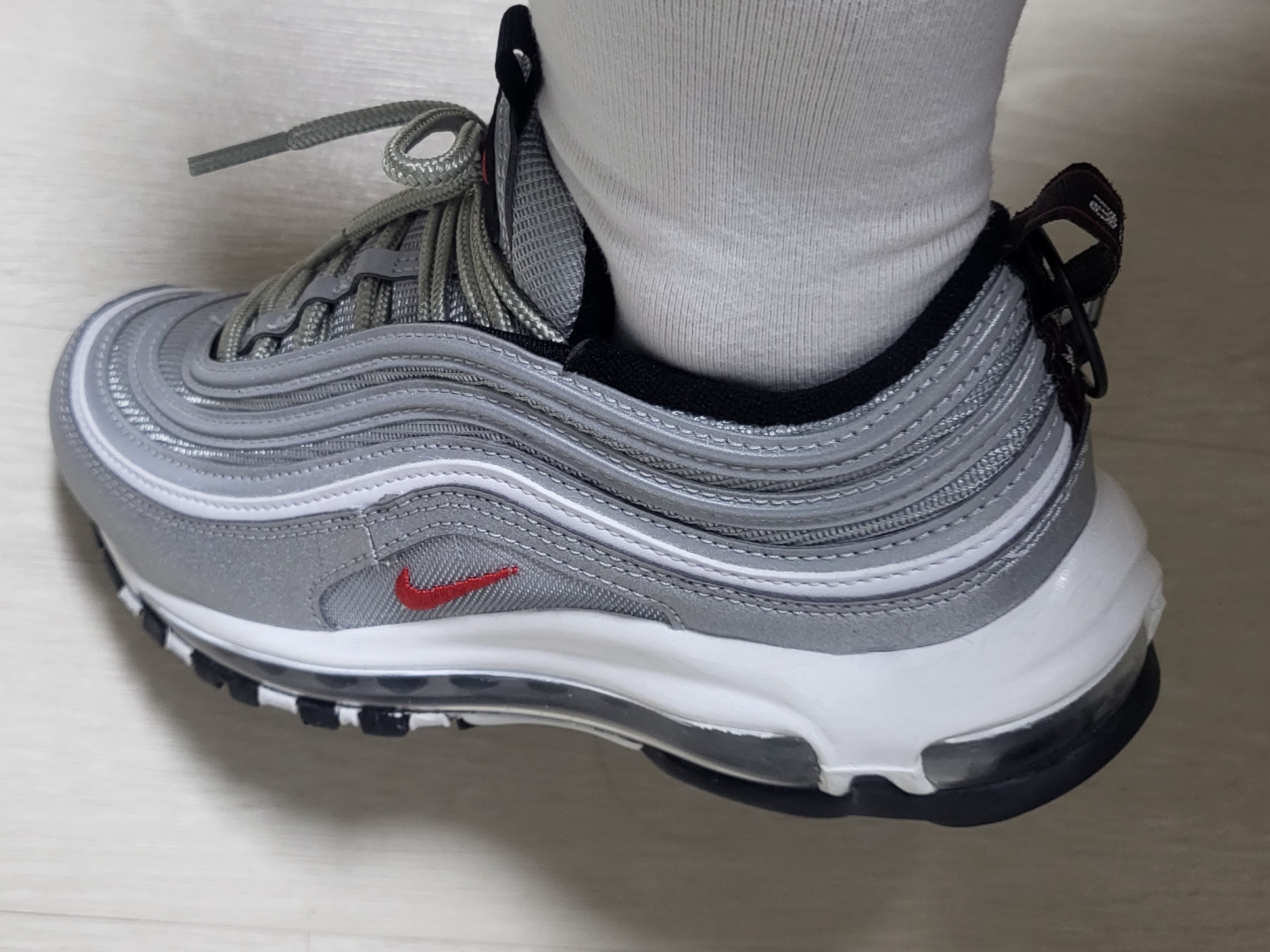 윱 (@binnnn__) 님의 게시물 | KREAM