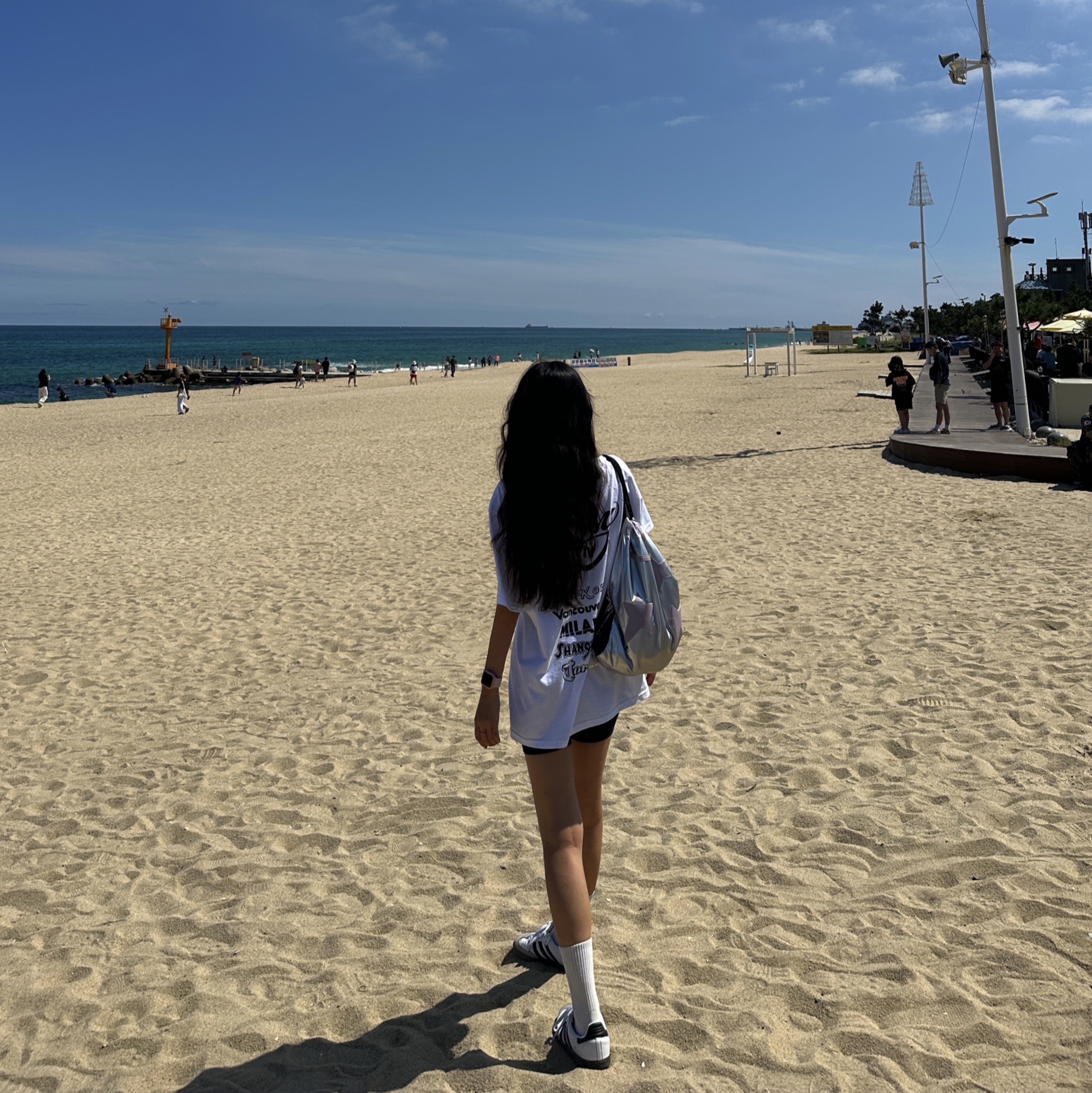 난 즈흐다..해🍥 (@j.hingg) 님의 게시물 | KREAM