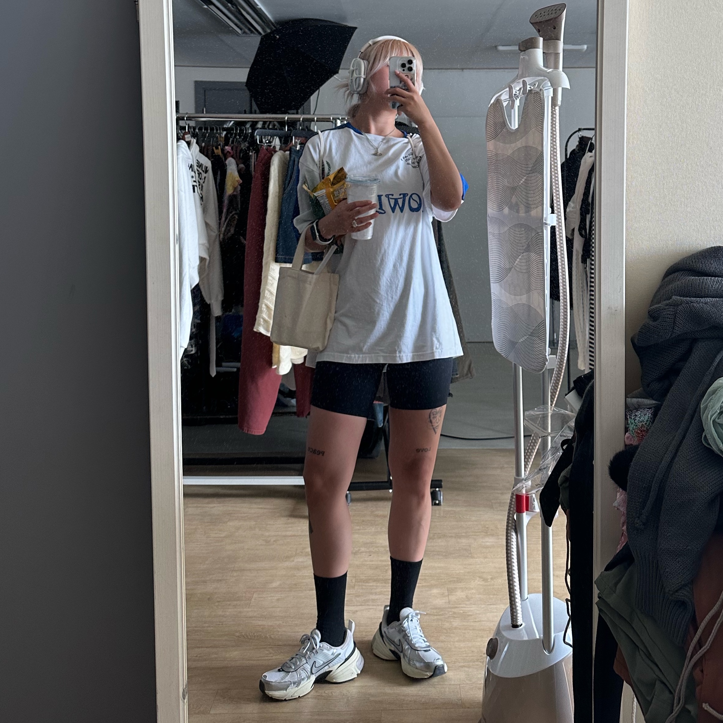 v2k 진짜진짜 편한거 아세요?.. | KREAM