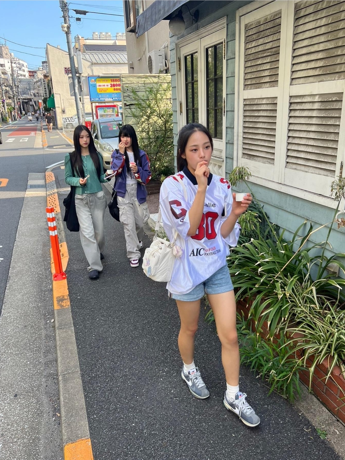 뉴진스 in Tokyo🍨 | KREAM