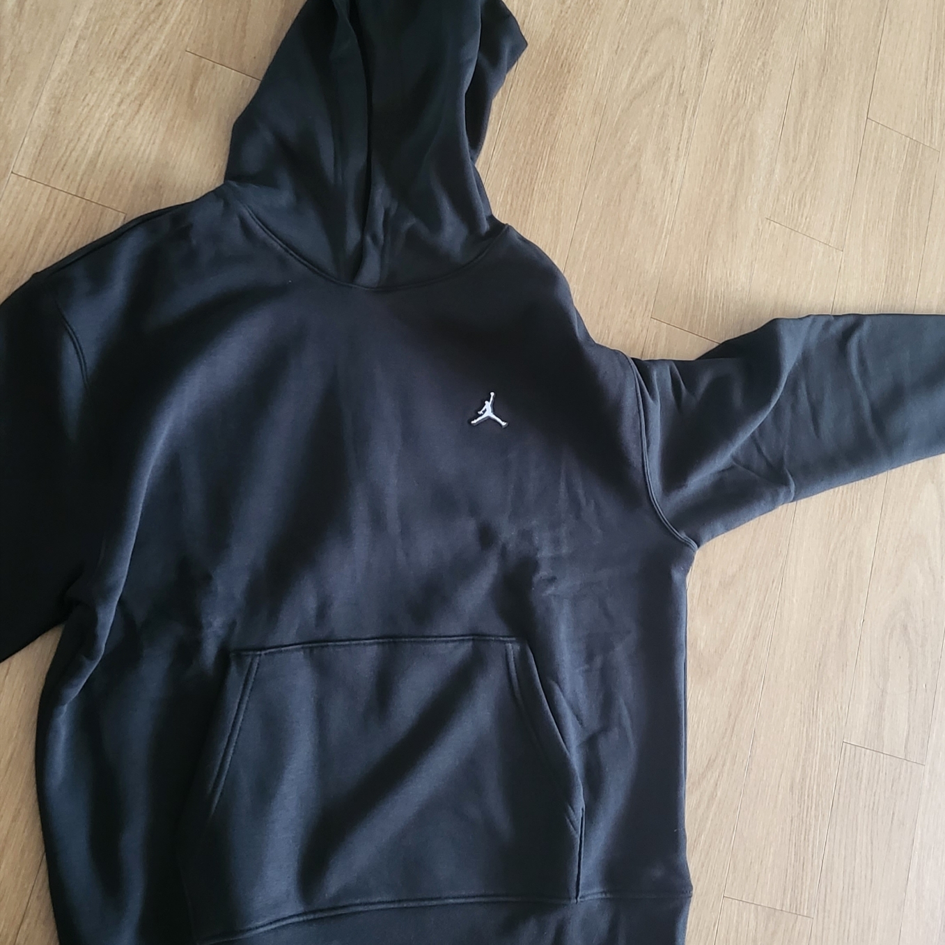 빵운이 (@jyu0415) 님의 게시물 | KREAM