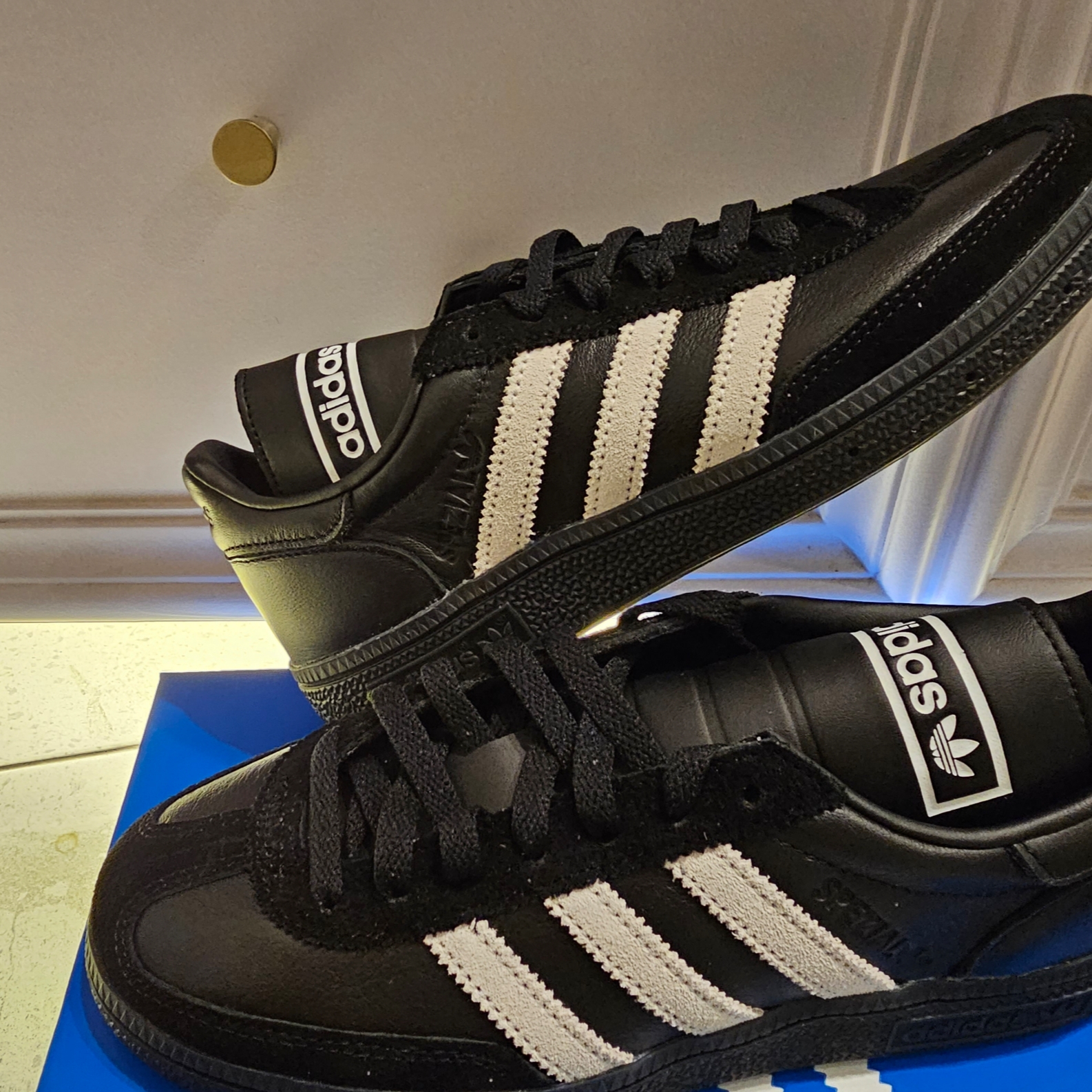 gkrhkdrlf1 (@hggil) 님의 게시물 | KREAM