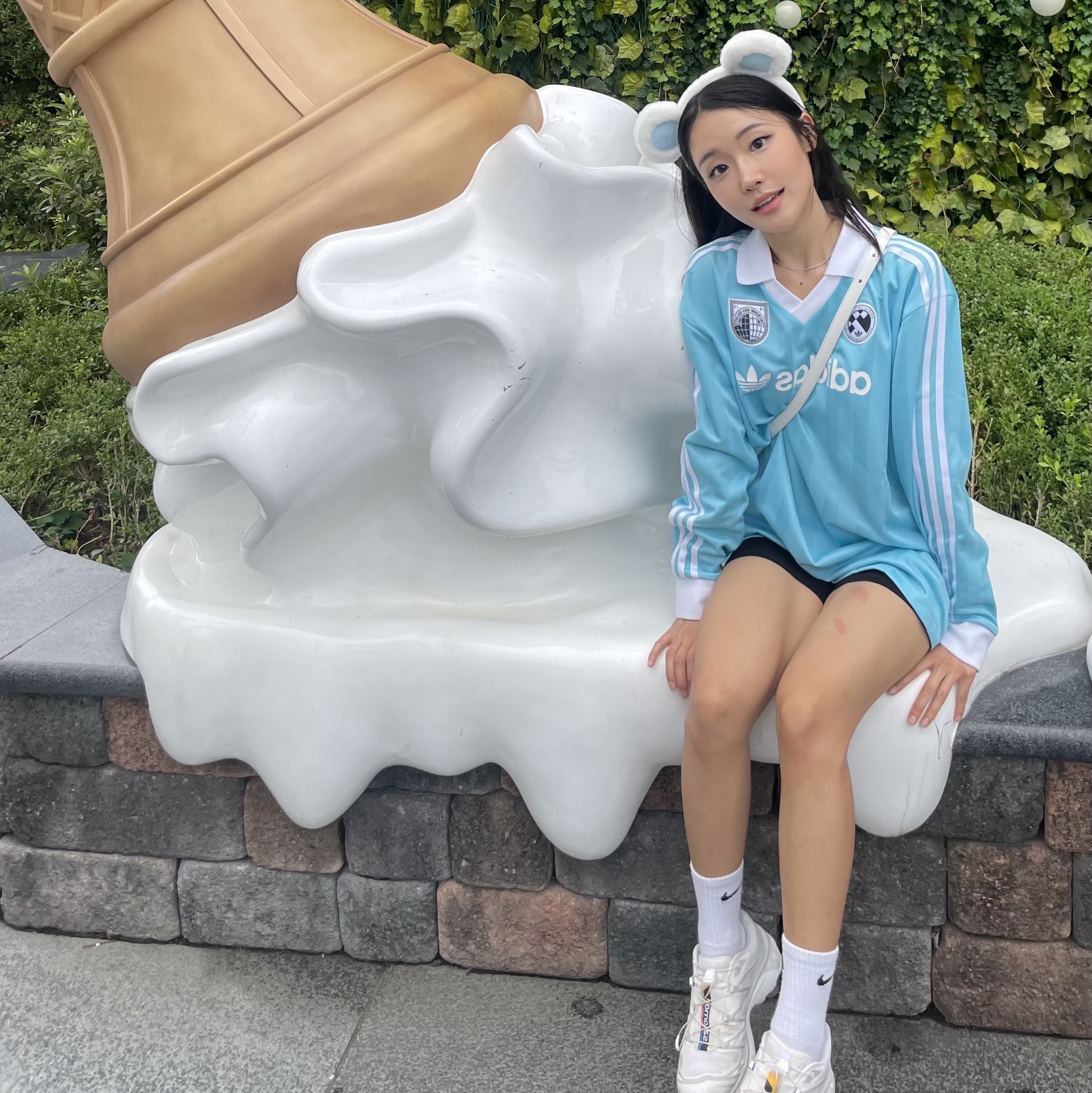 (@ohannah) 님의 게시물 | KREAM