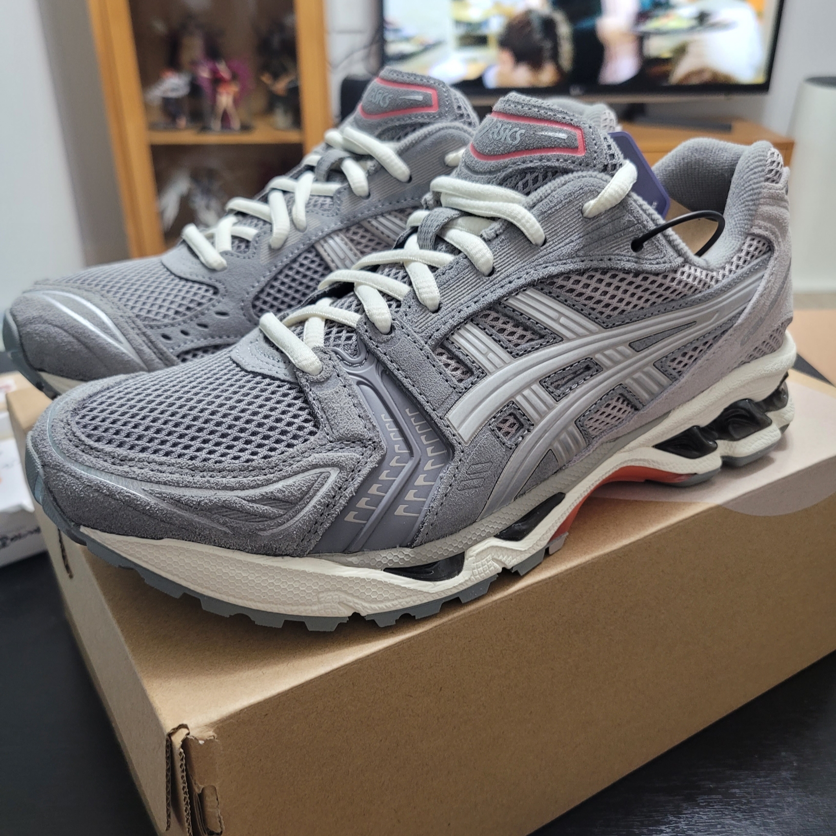 이재홍 (@hong3023) 님의 게시물 | KREAM