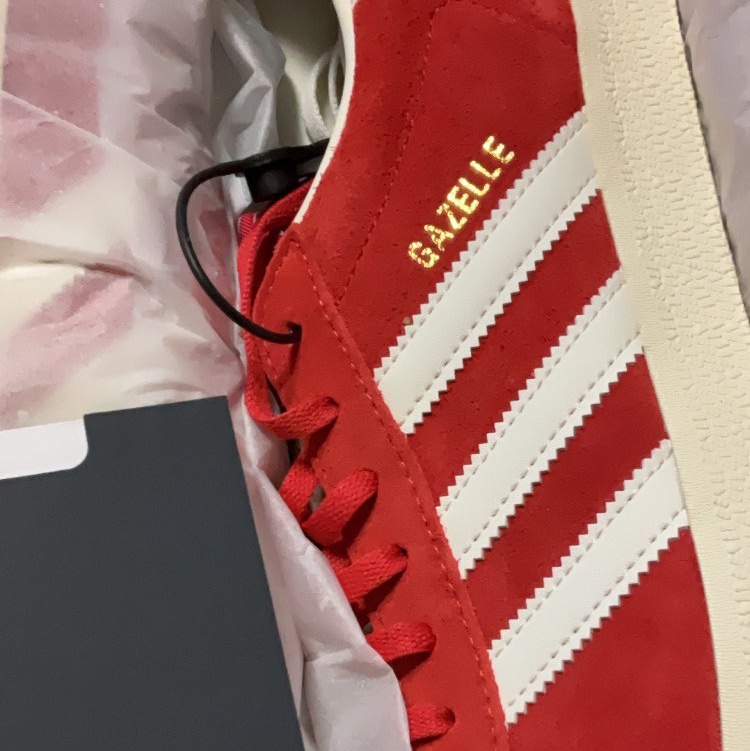 (@minpyooo) 님의 게시물 | KREAM