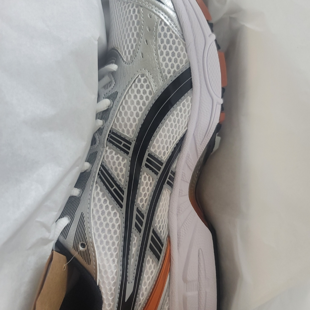 지삽 (@4lz9x5) 님의 게시물 | KREAM