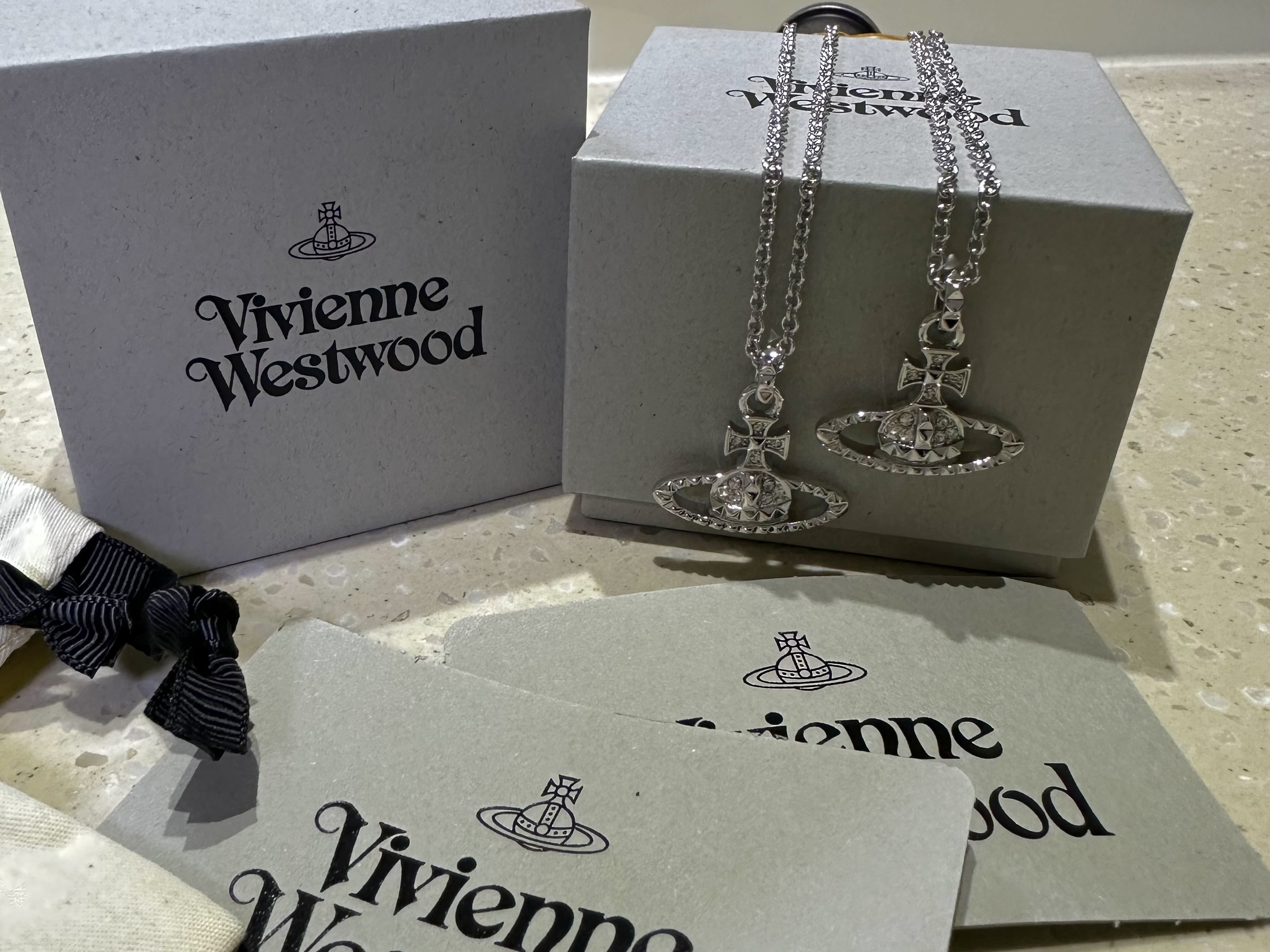 띠용 (@wan_tae) 님의 게시물 | KREAM