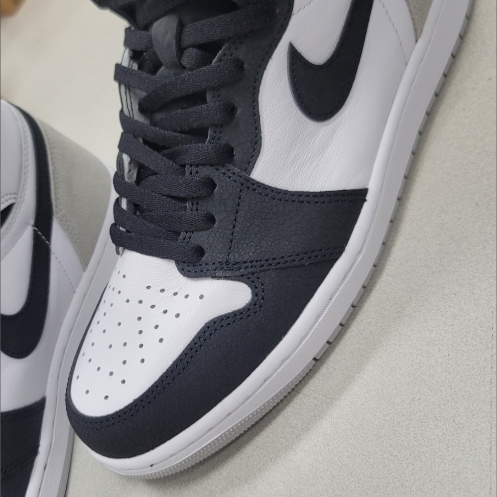 지삽 (@4lz9x5) 님의 게시물 | KREAM