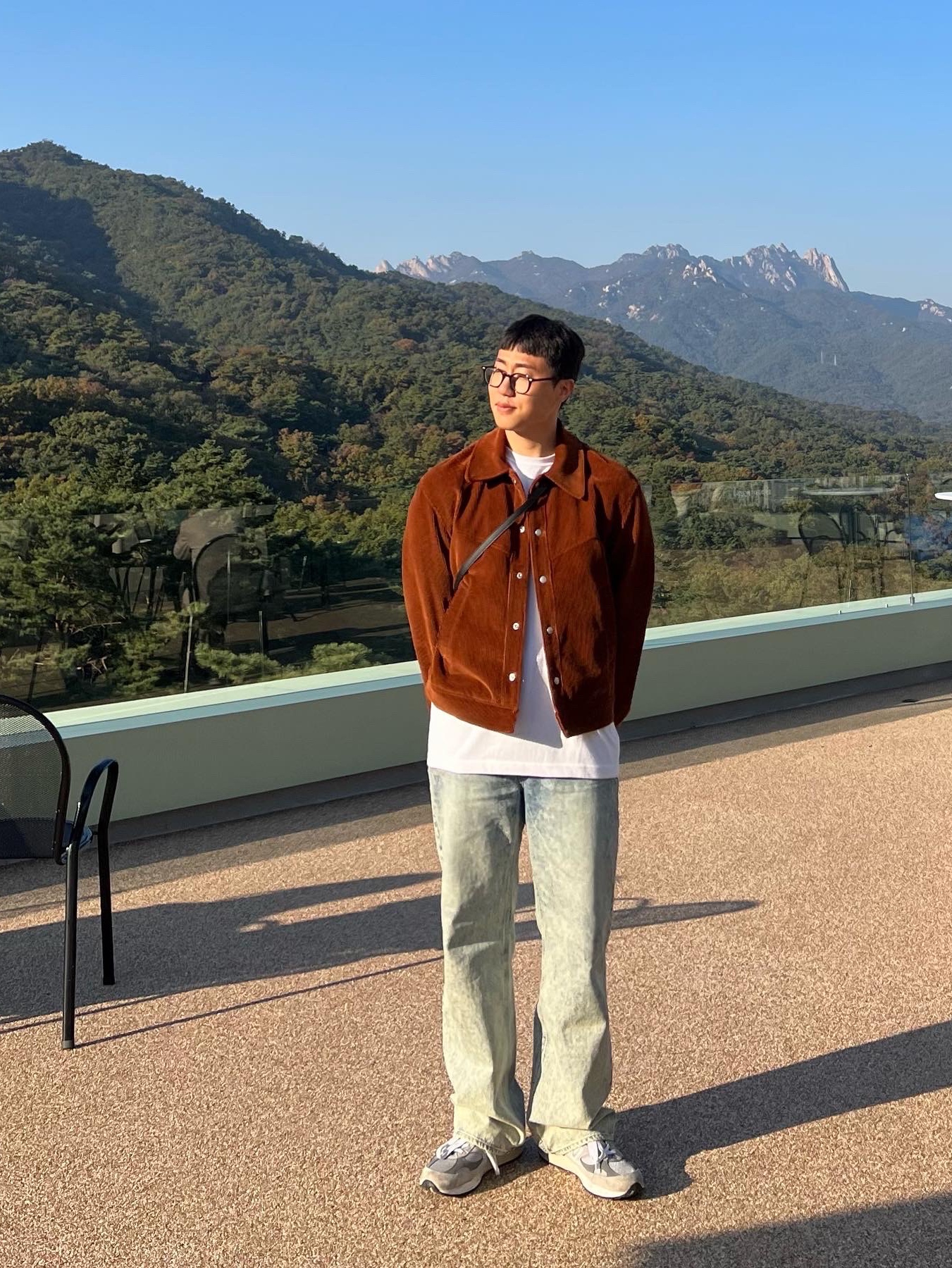 진 (@jin_dori_2) 님의 게시물 | KREAM