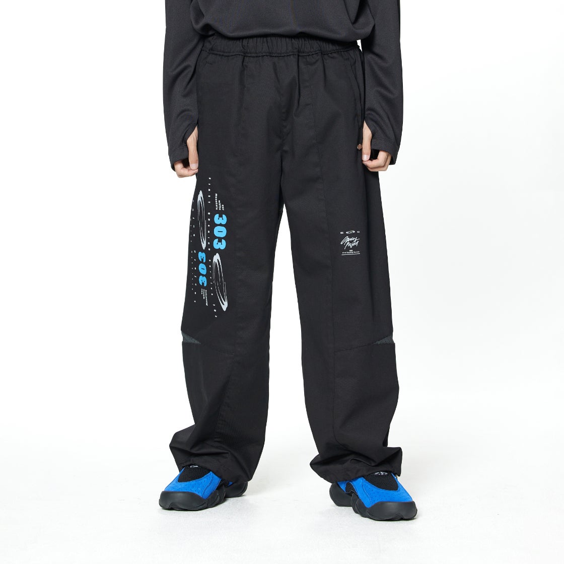 오프닝프로젝트 303 스타디움 팬츠 블랙 | Opening Project | KREAM