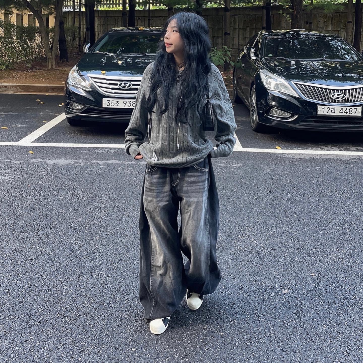 혜링 (@h._.vely) 님의 게시물 | KREAM