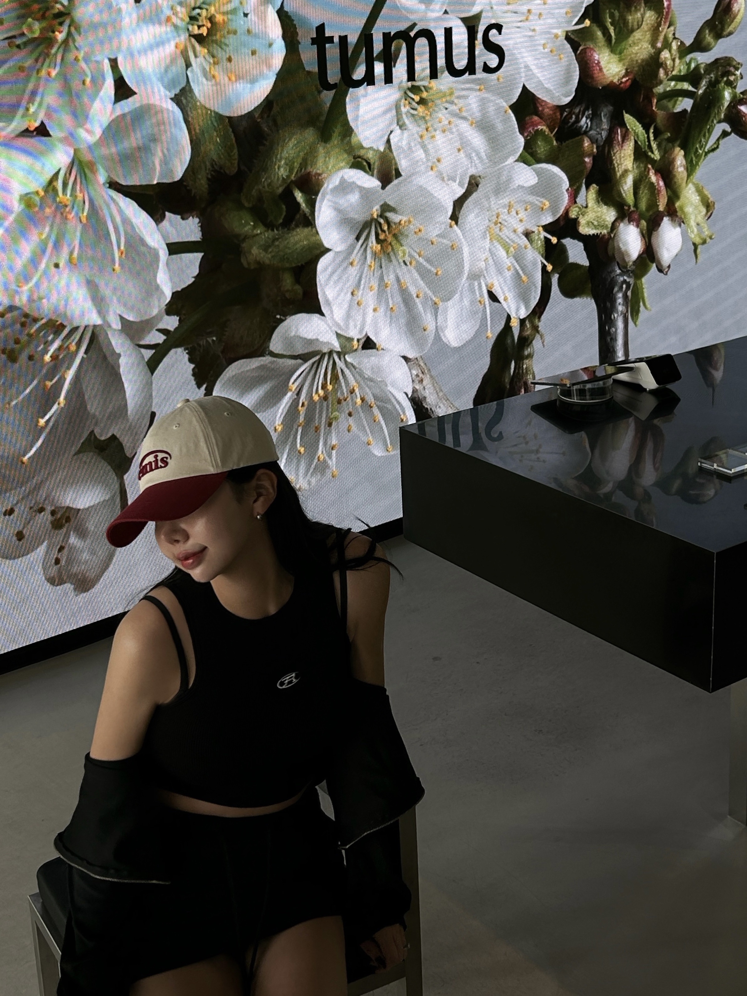 (@dorrriya) 님의 게시물 | KREAM