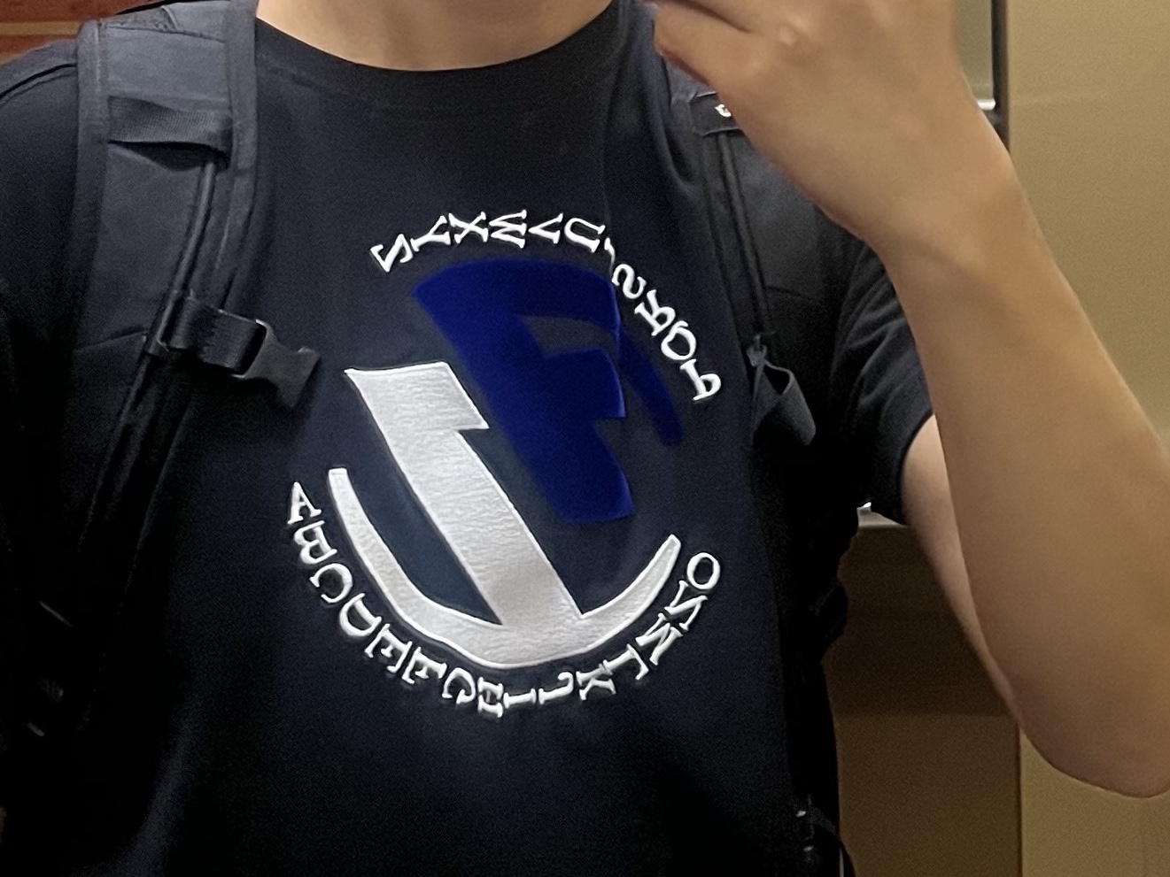 위호영 (@h0_y0ung_) 님의 게시물 | KREAM