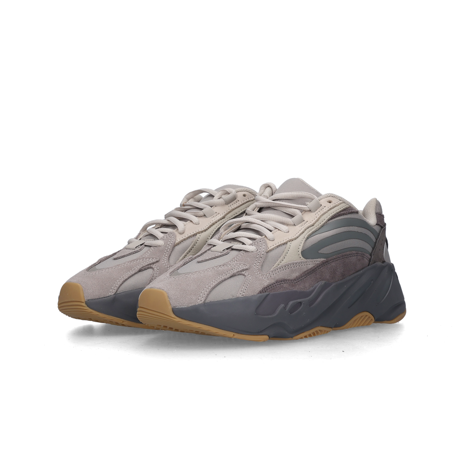 아디다스 이지 부스트 700 V2 테프라 2023 | KREAM