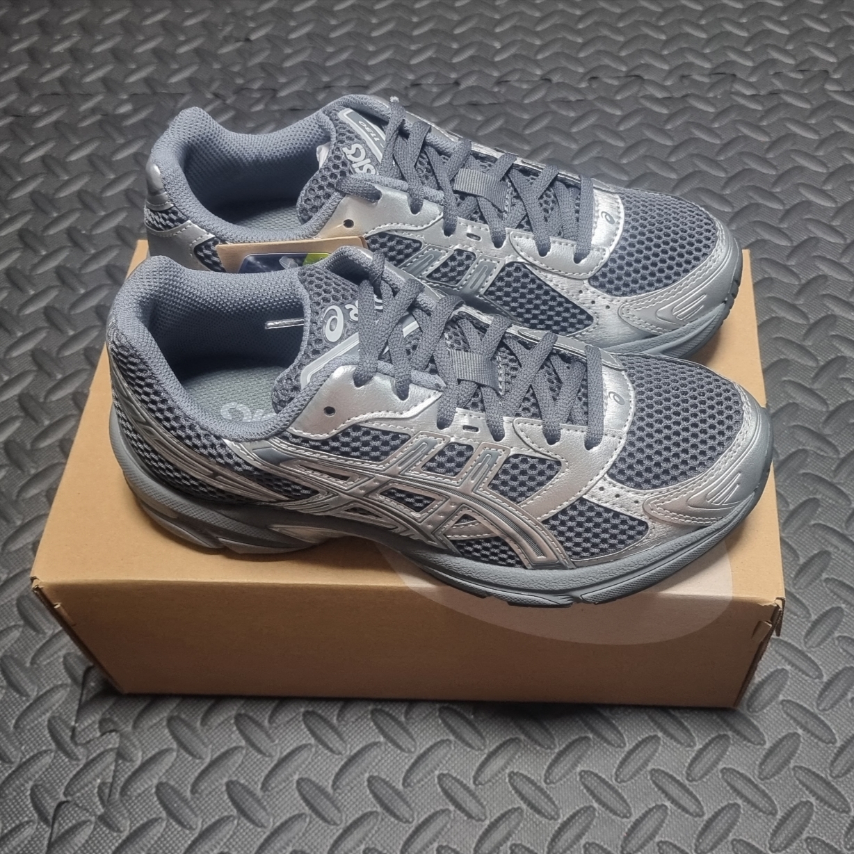 won (@giwon1114) 님의 게시물 | KREAM