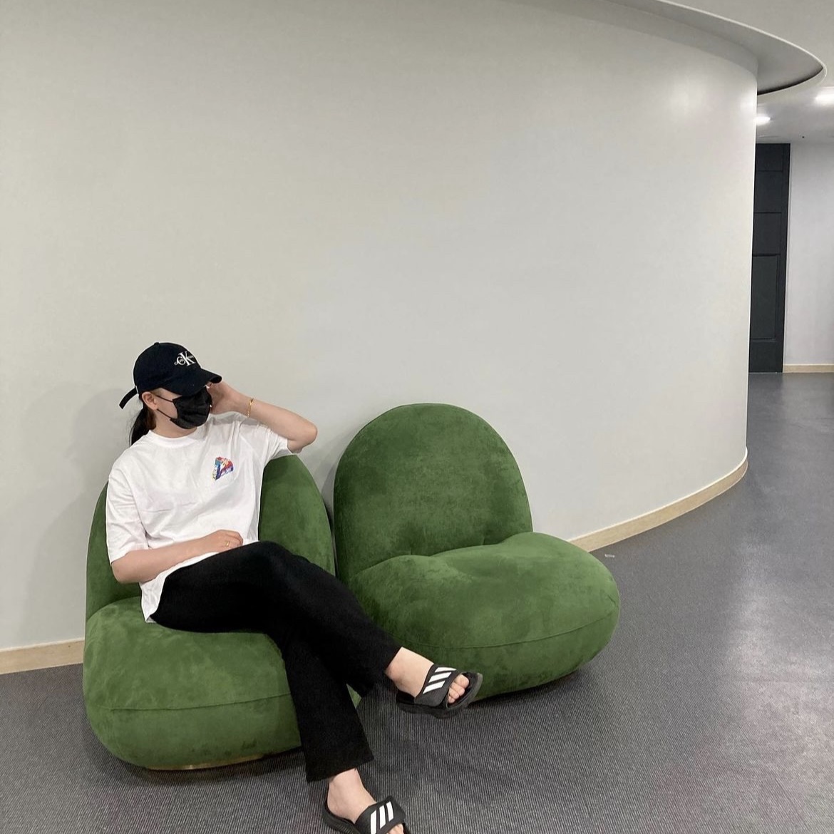 한떨 (@han_sol) 님의 게시물 | KREAM