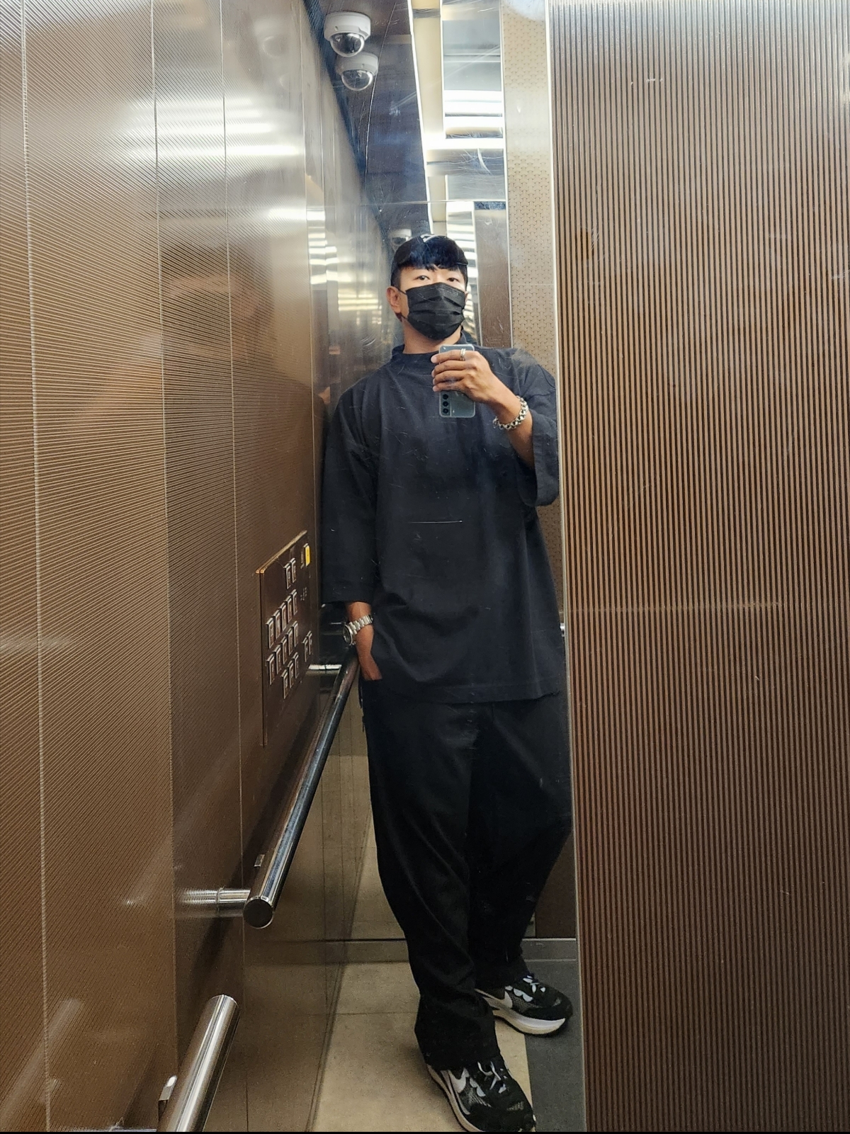 신부님의 이불 | KREAM