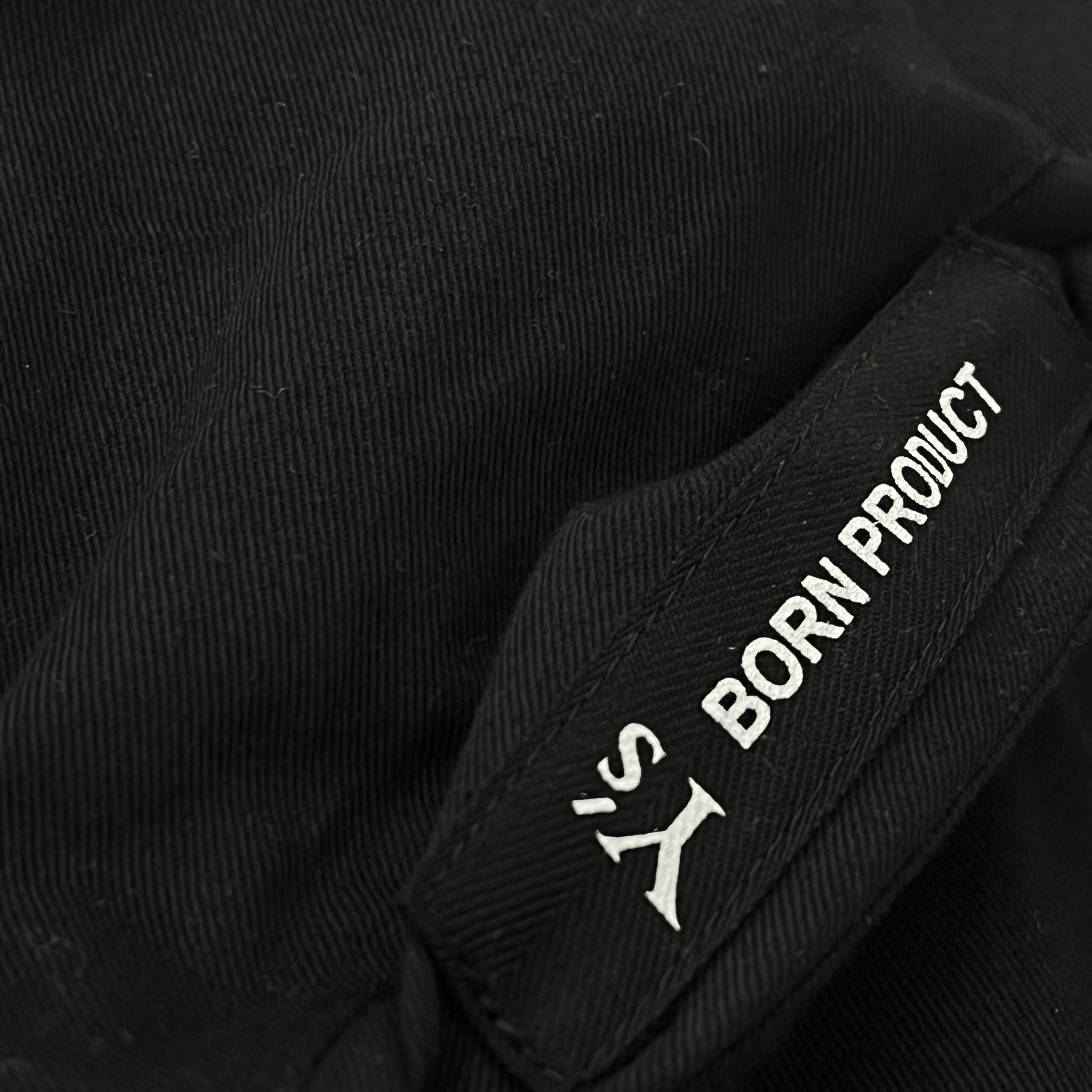 매지 (@leemezzi) 님의 게시물 | KREAM