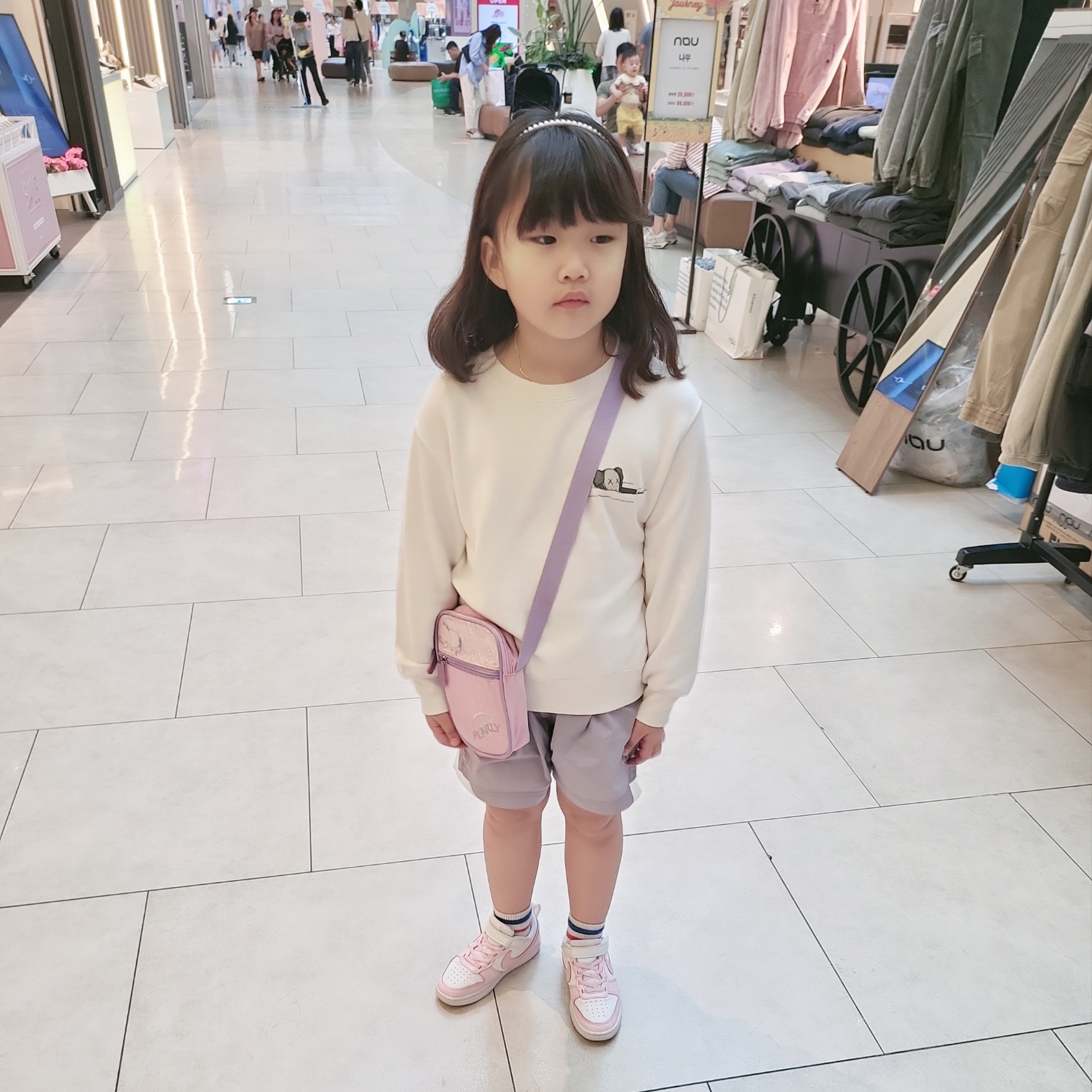 176/74/260 (@b10054) 님의 게시물 | KREAM