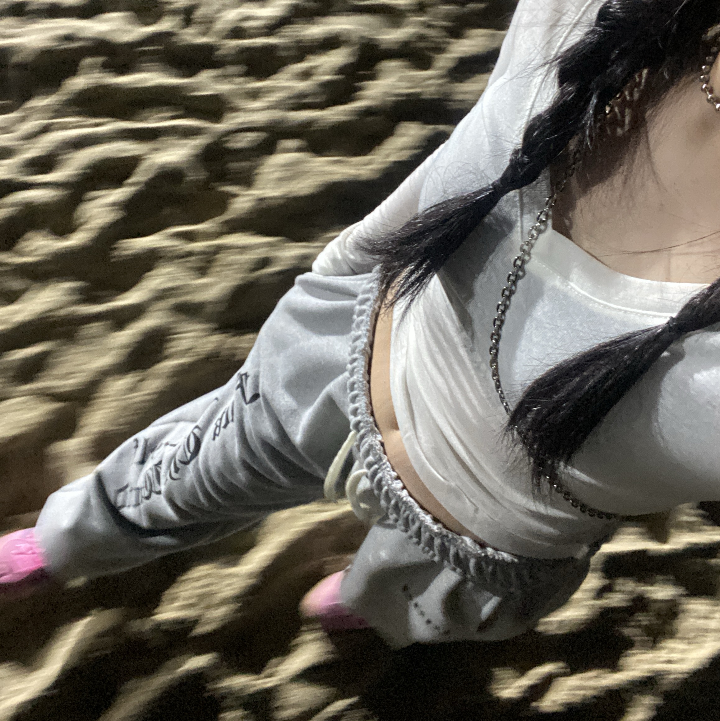 이하나 (@_ha._naa1) 님의 게시물 | KREAM