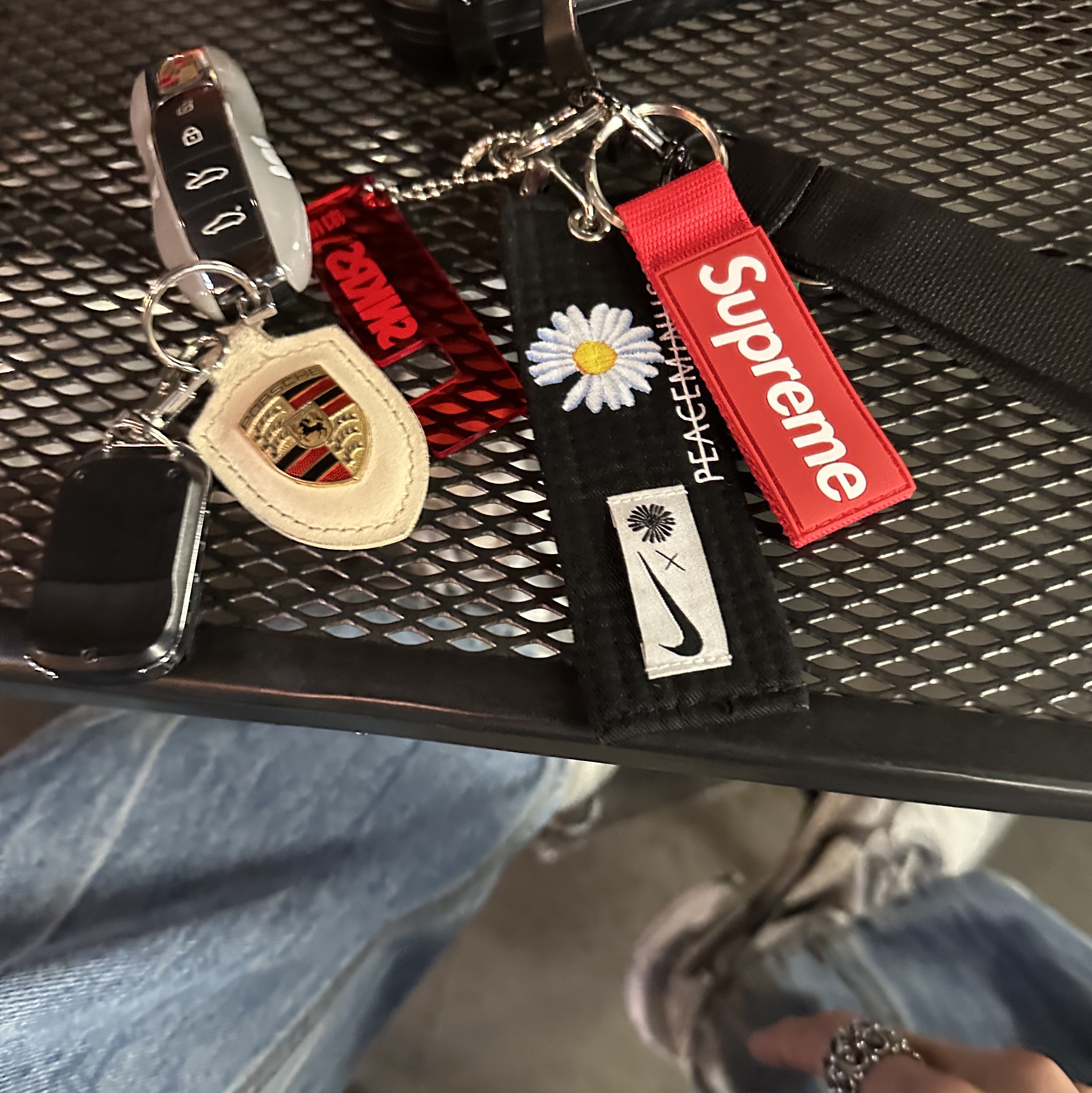 옷잘러 (@fffoon) 님의 게시물 | KREAM