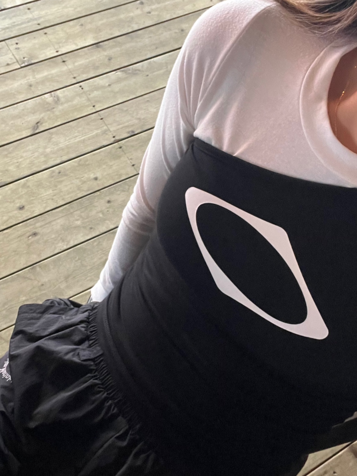 아냥이 (@ahh_zero) 님의 게시물 | KREAM