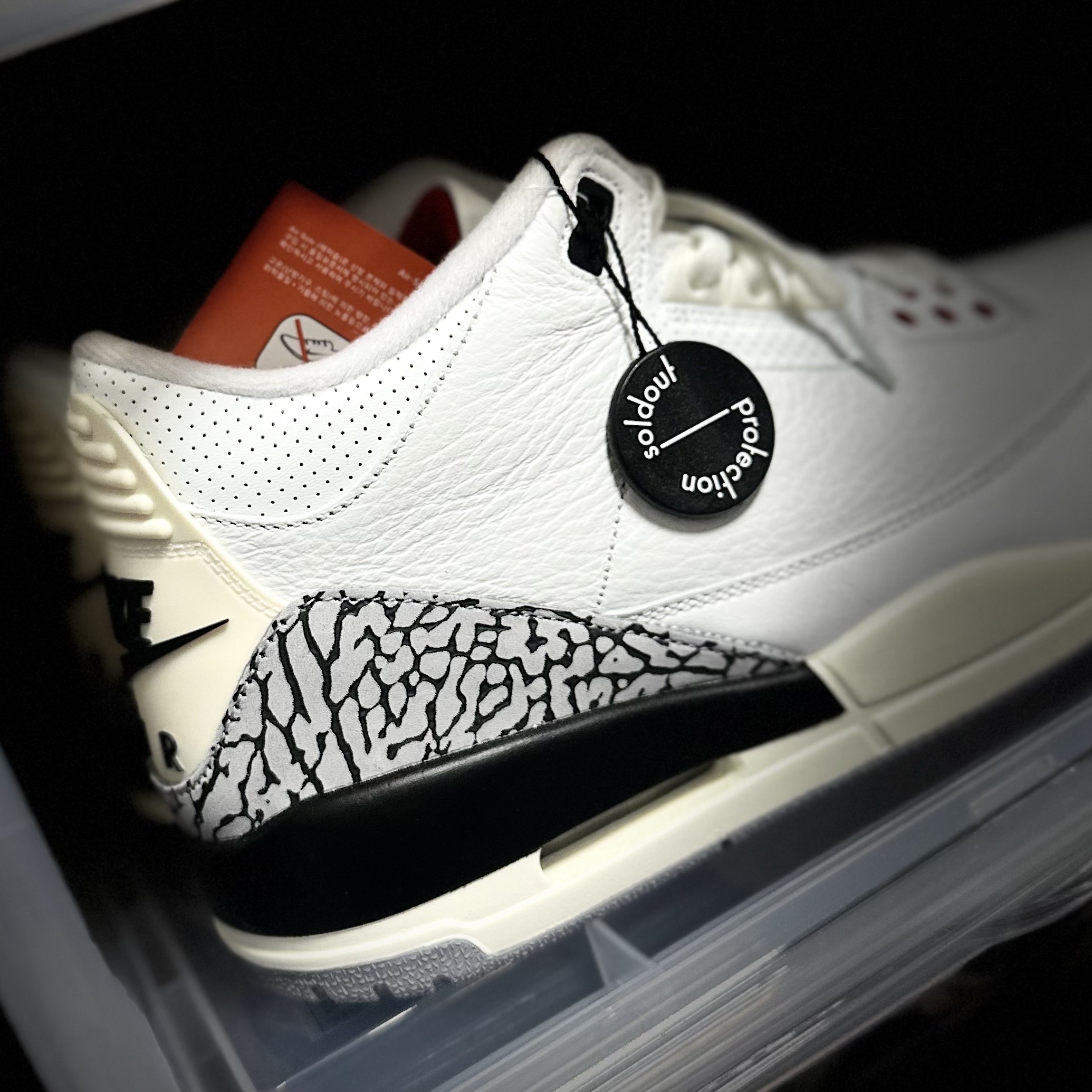 근본 조던3ㅋ | KREAM