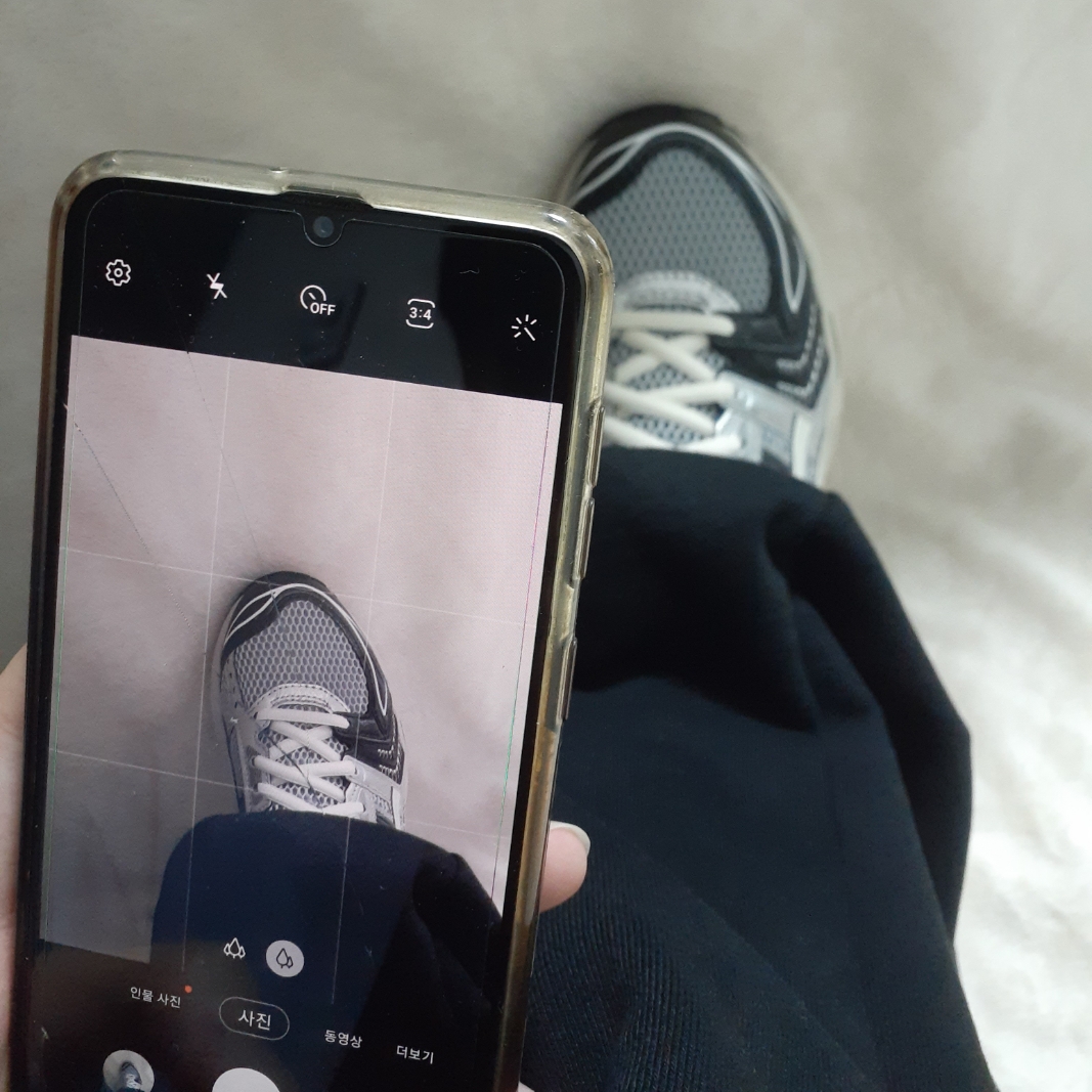 (@macaronron) 님의 게시물 | KREAM