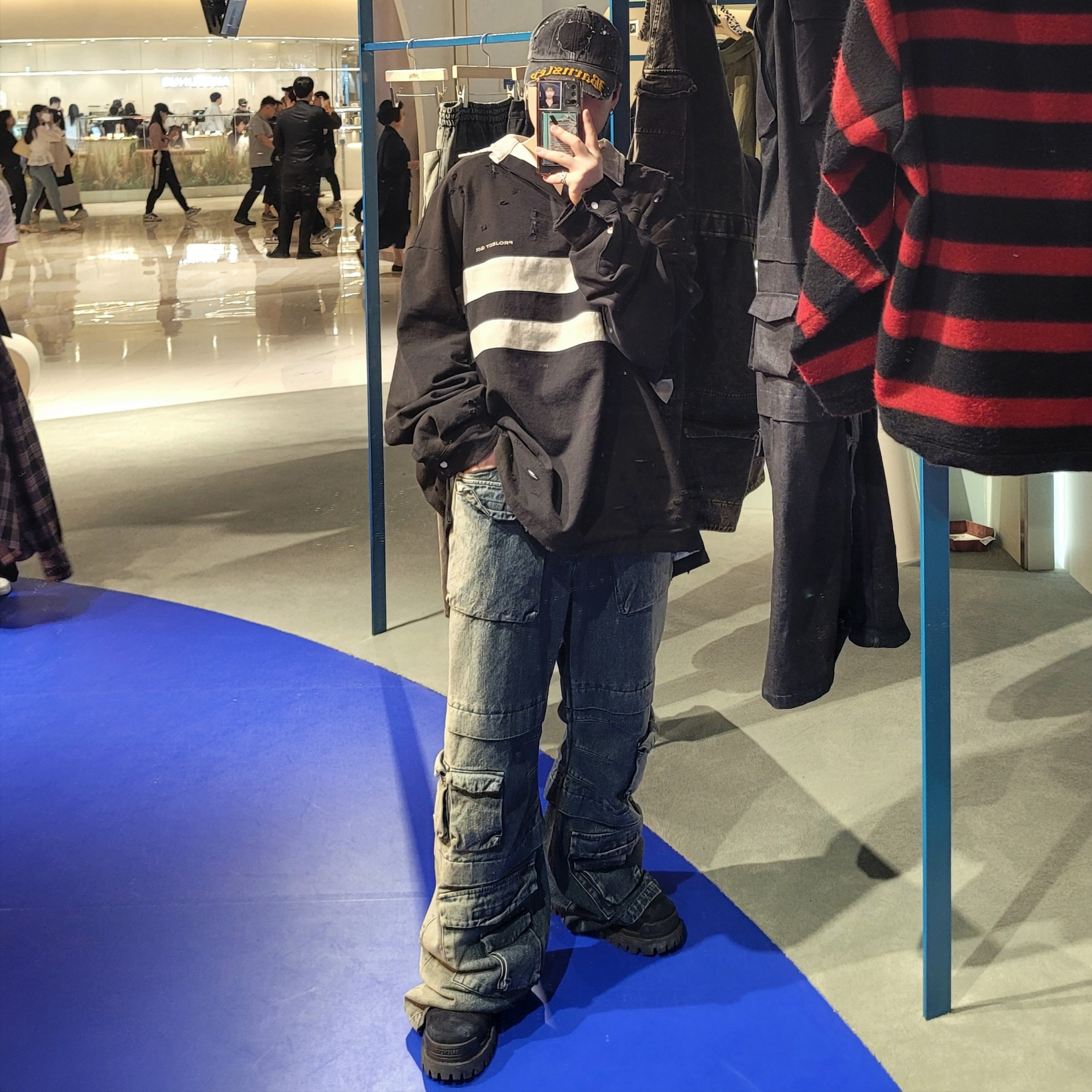 김민용 (@min__yong_) 님의 게시물 | KREAM