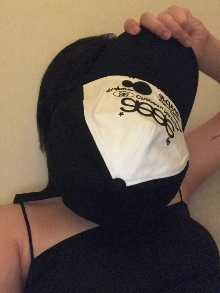 (@ji._.bong) 님의 게시물 | KREAM