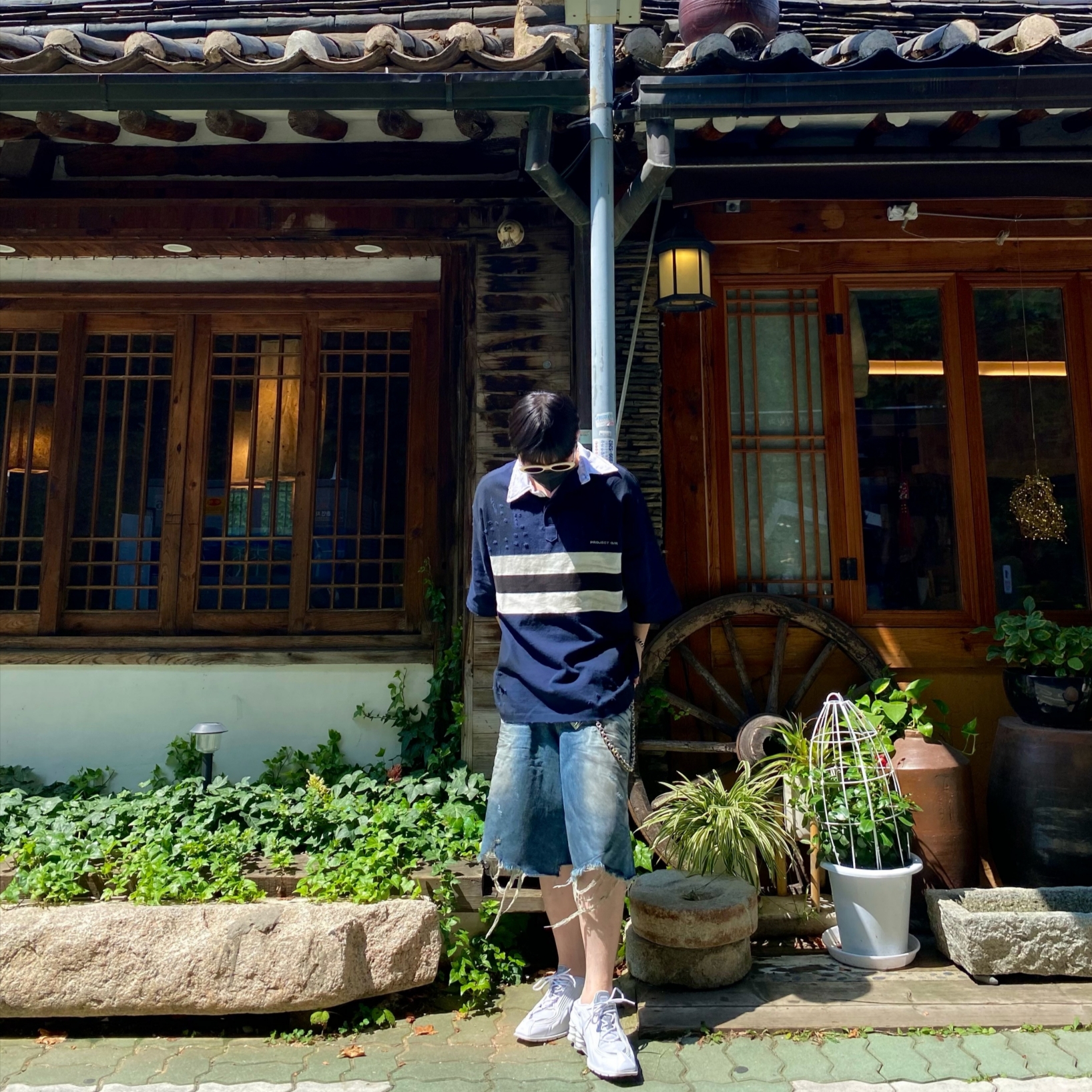 김민용 (@min__yong_) 님의 게시물 | KREAM