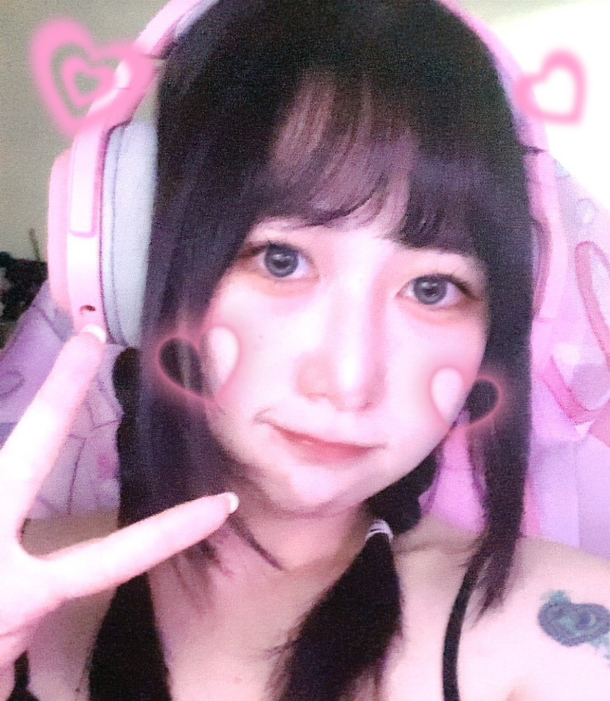 서로미 (@seoromi) 님의 게시물 | KREAM