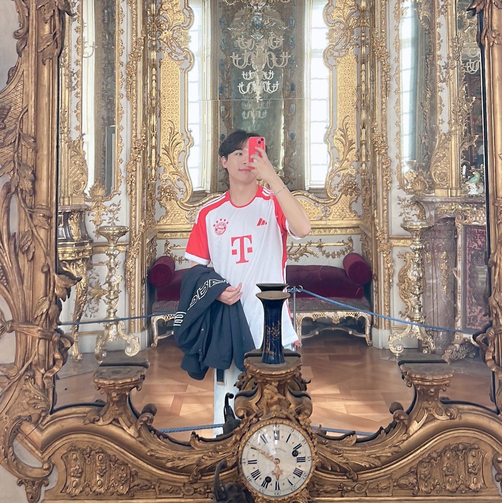 hang9393 (@geon_xx) 님의 게시물 | KREAM