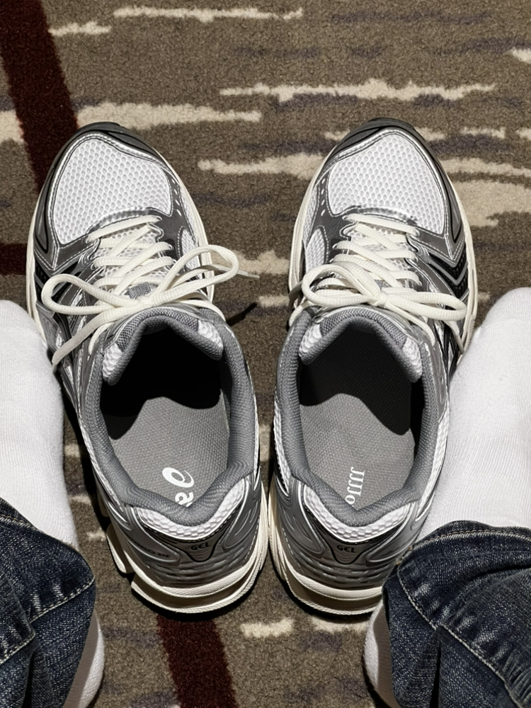 이찬휘 (@cxxnhwui) 님의 게시물 | KREAM