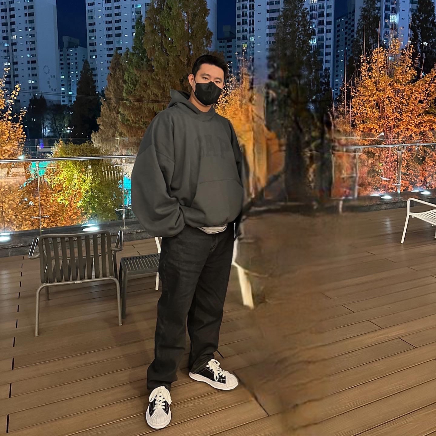 insta : jo_... (@jo__ff) 님의 게시물 | KREAM