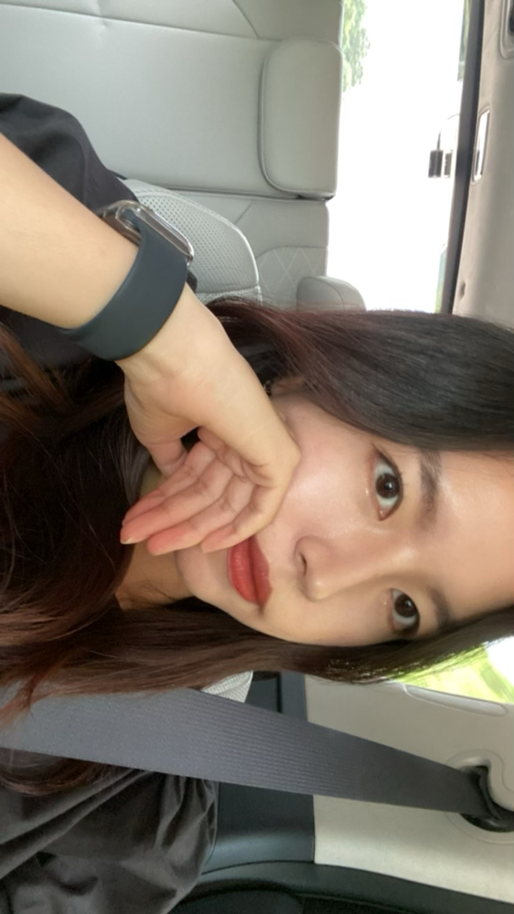 (@realmeee) 님의 게시물 | KREAM