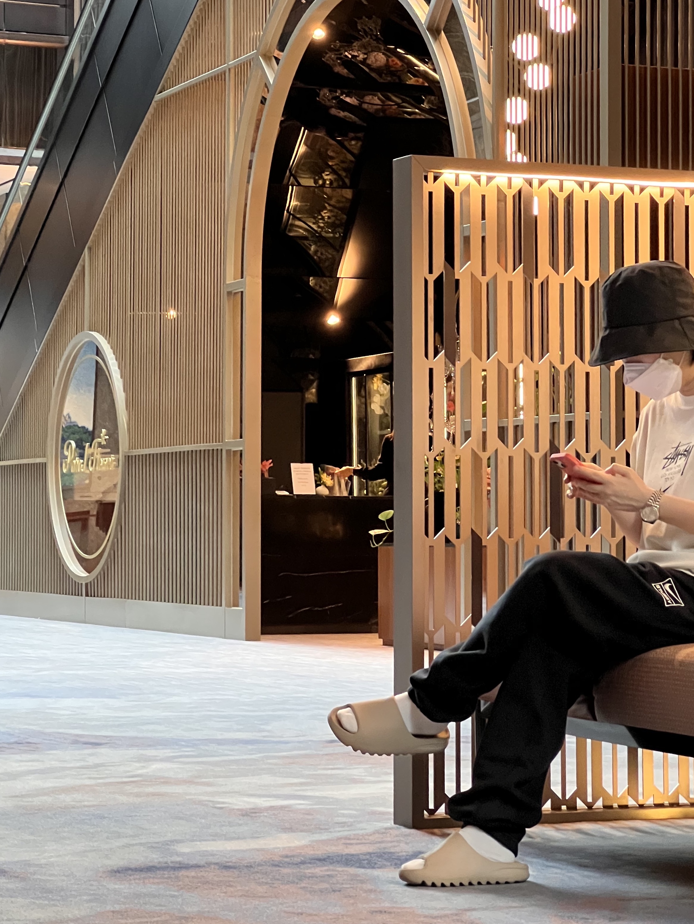 🐛 (@zi_ne) 님의 게시물 | KREAM