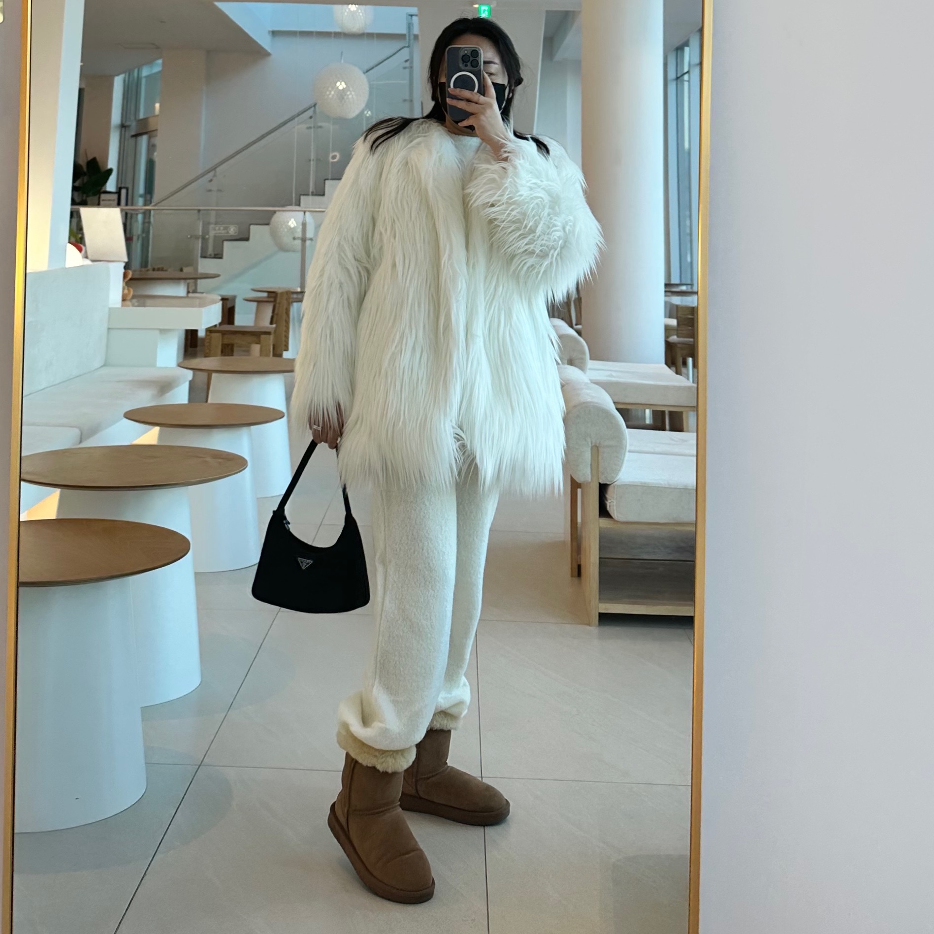 리즈미 (@liz_me) 님의 게시물 | KREAM