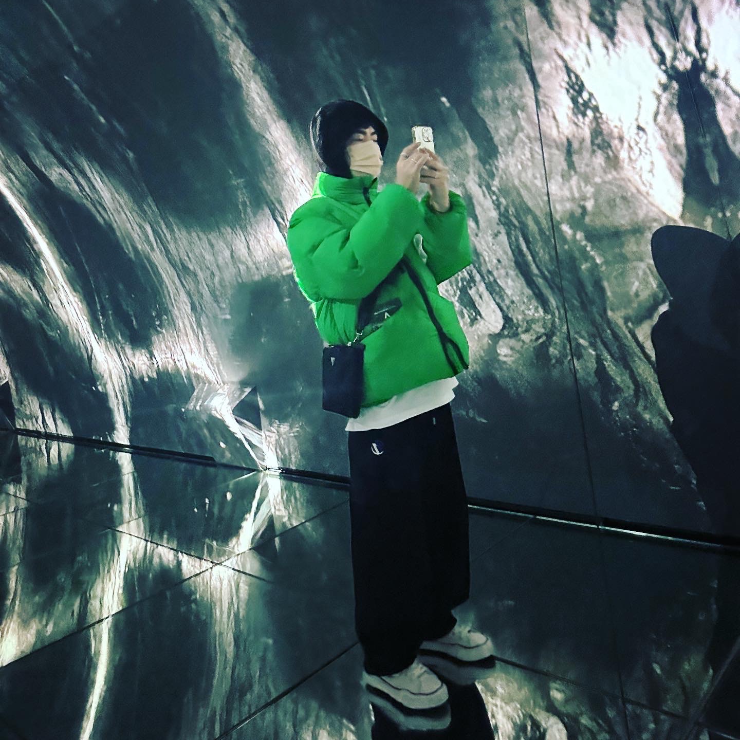 (@jmstyler) 님의 게시물 | KREAM