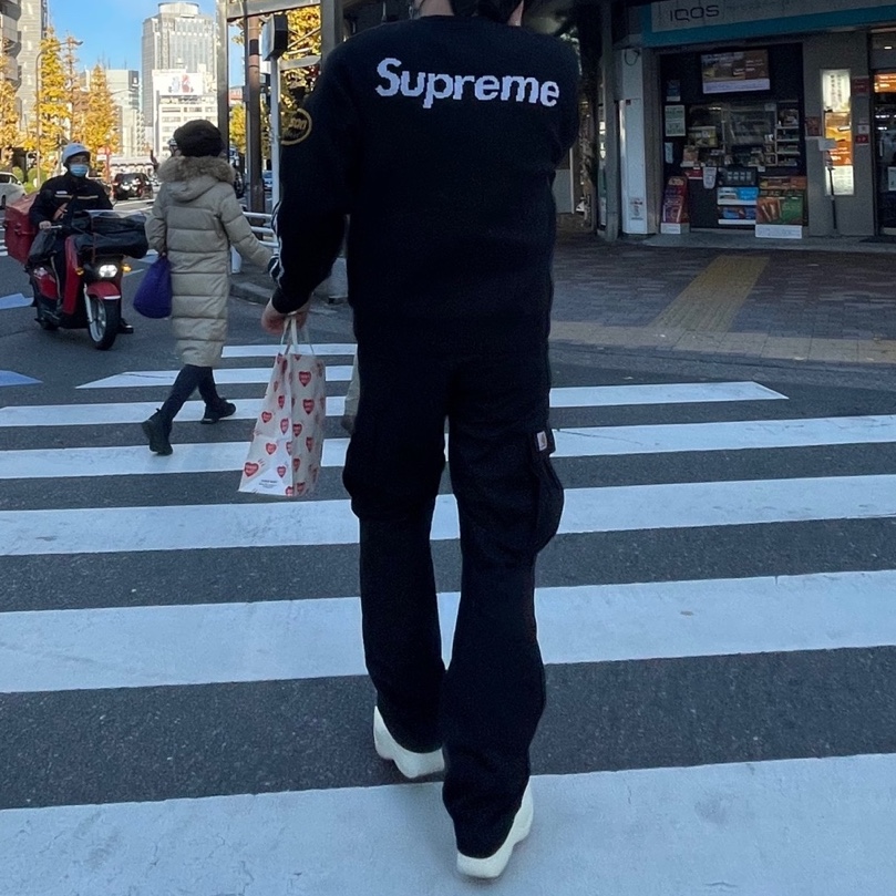 혀놓 (@hyuno95) 님의 게시물 | KREAM