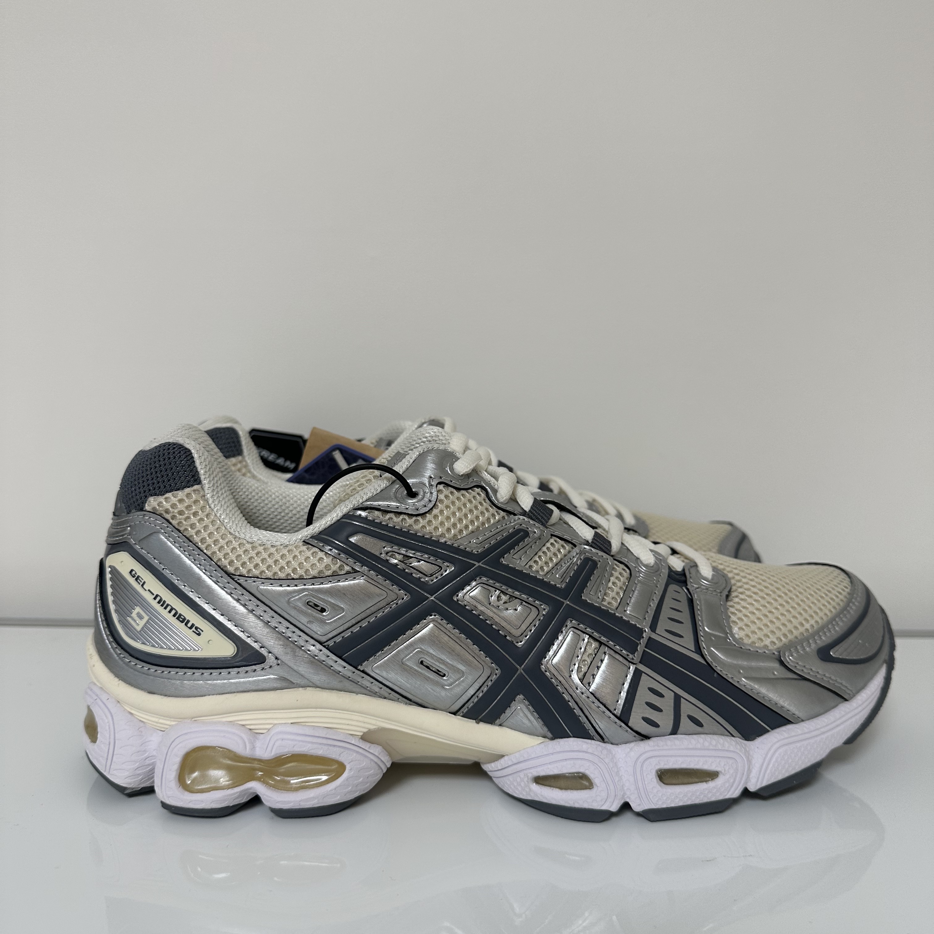 thebot87 (@newnewbal) 님의 게시물 | KREAM