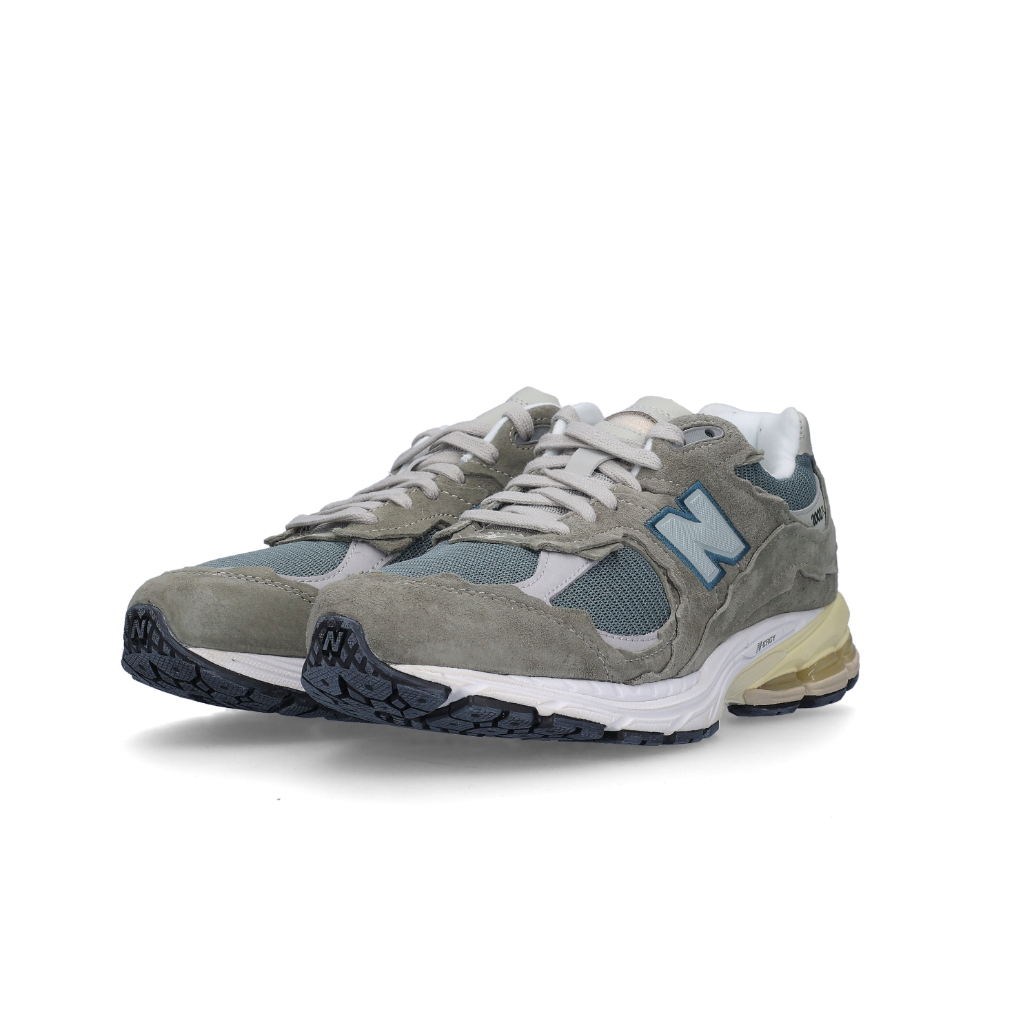 뉴발란스 2002R 프로텍션 팩 미라지 그레이 | KREAM