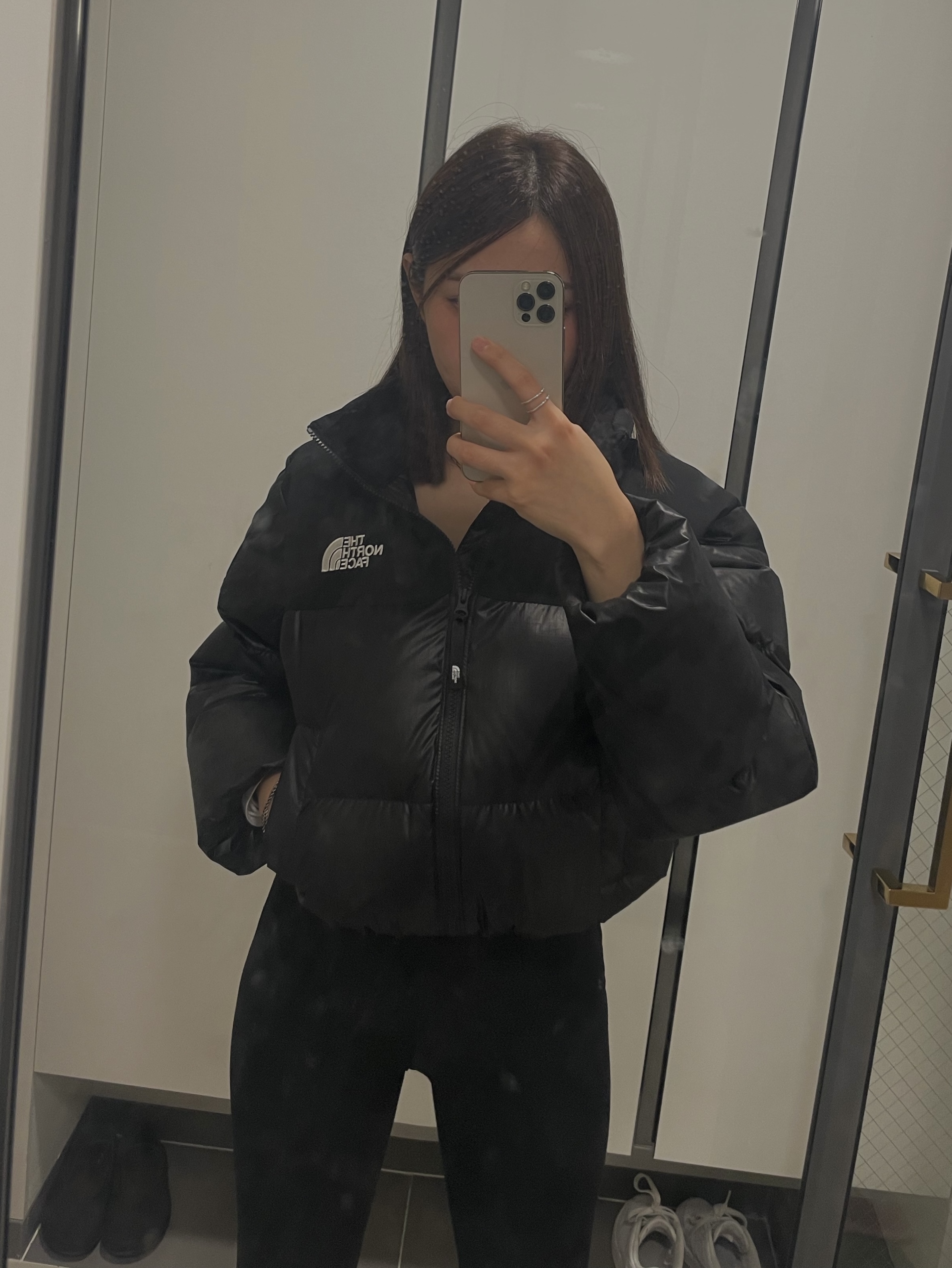 MIN JEONG (@ee.eoe) 님의 게시물 | KREAM