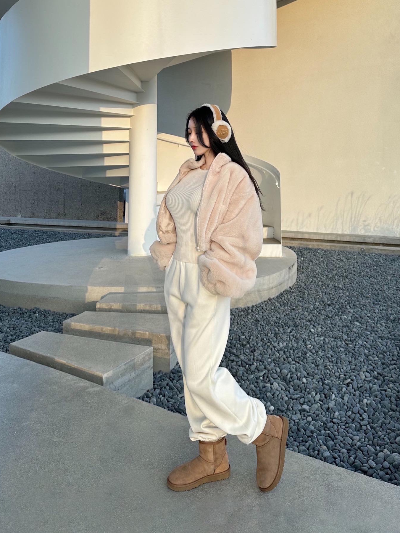 insta. yoooo... (@yooooondh) 님의 게시물 | KREAM