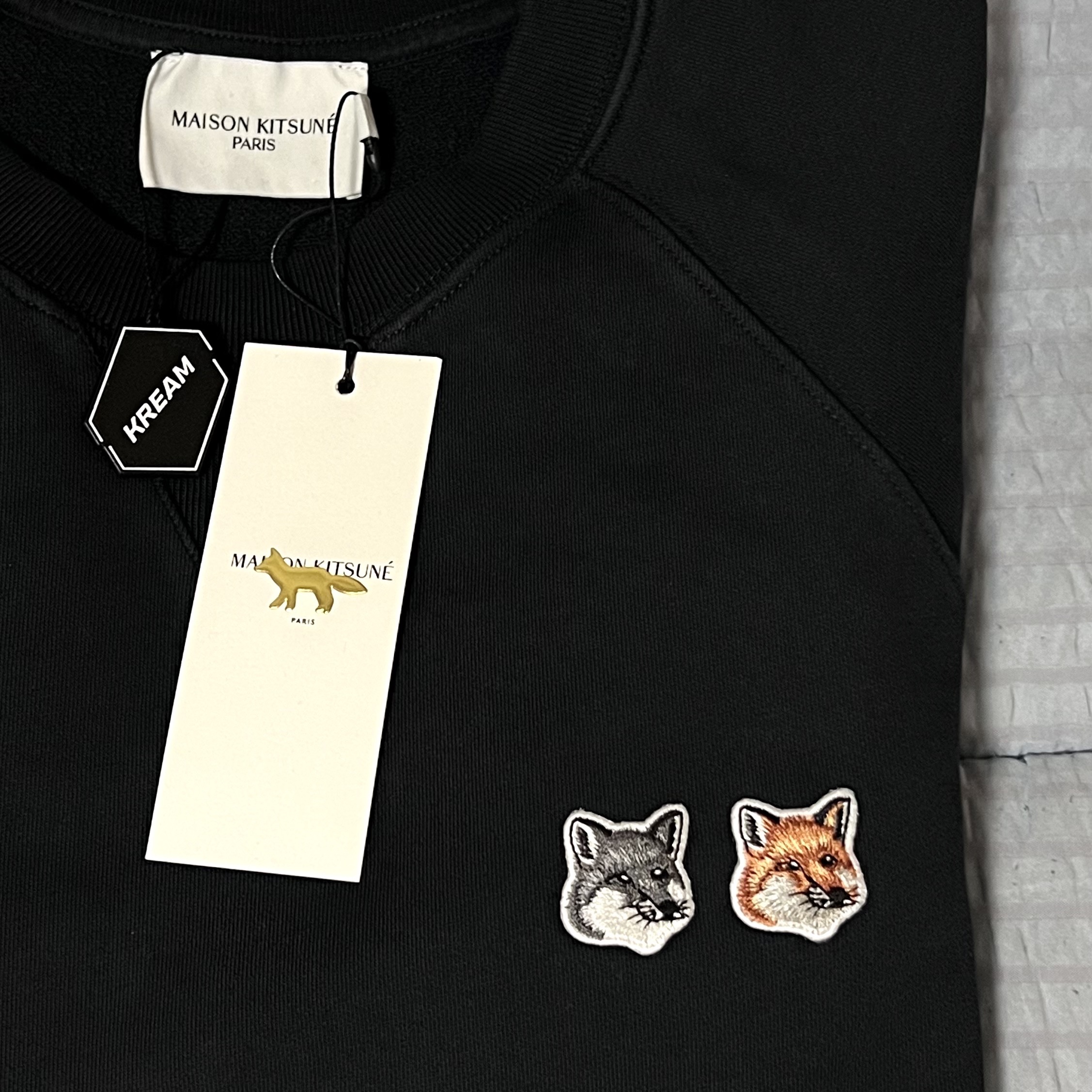 경 (@happy_yg) 님의 게시물 | KREAM